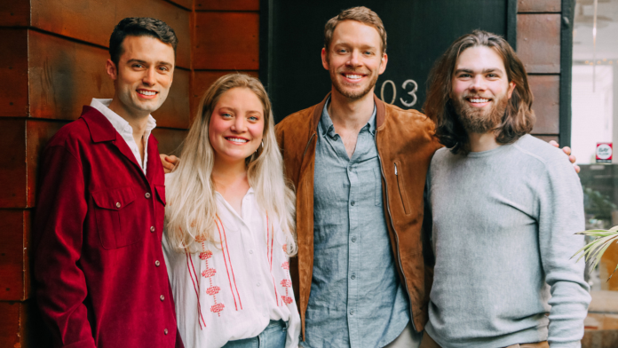 Apparel Resale App Curtsy Raises $11 Million in Series A Funding