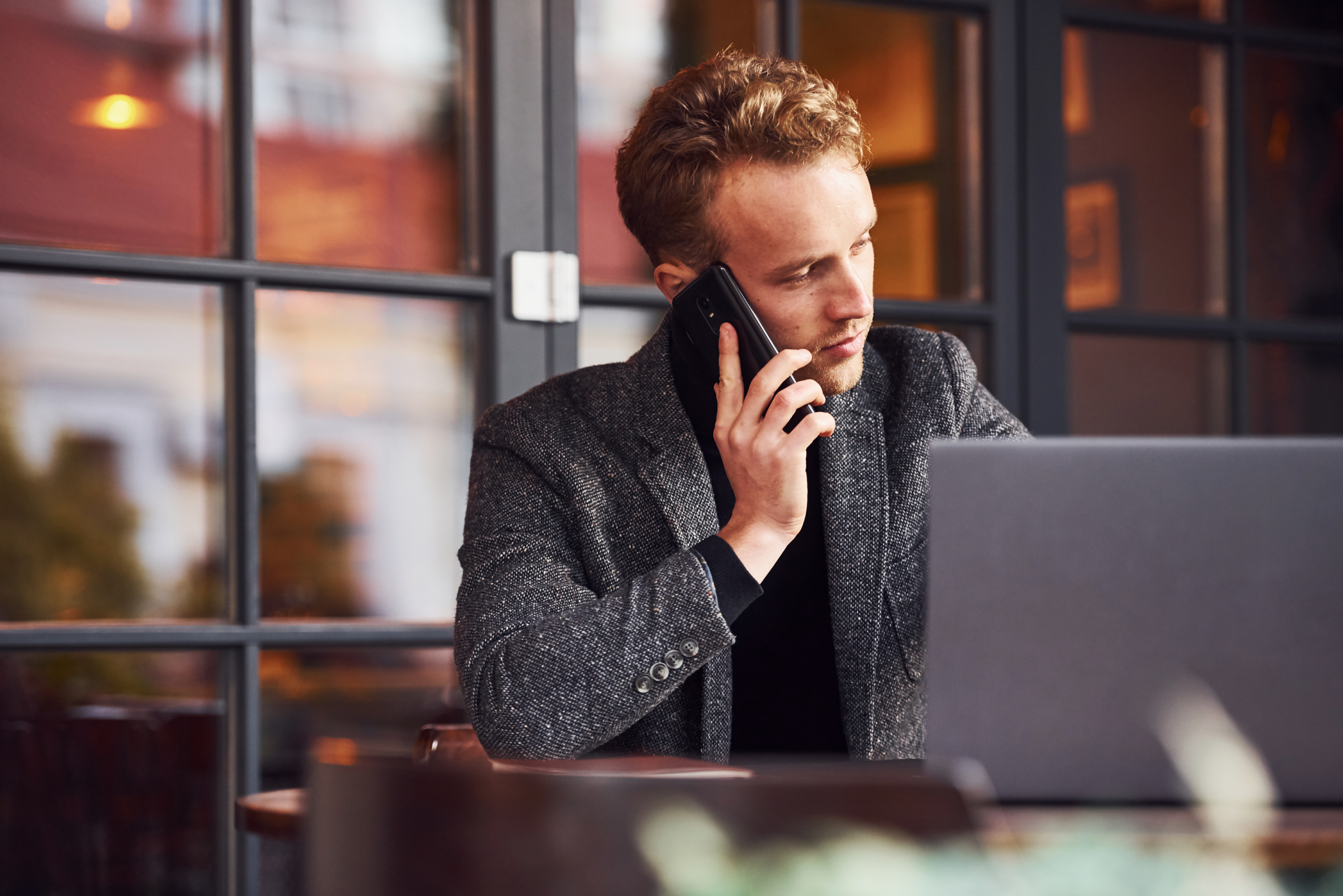 25 Conflict Resolution Strategies for Call Centers | CallMiner