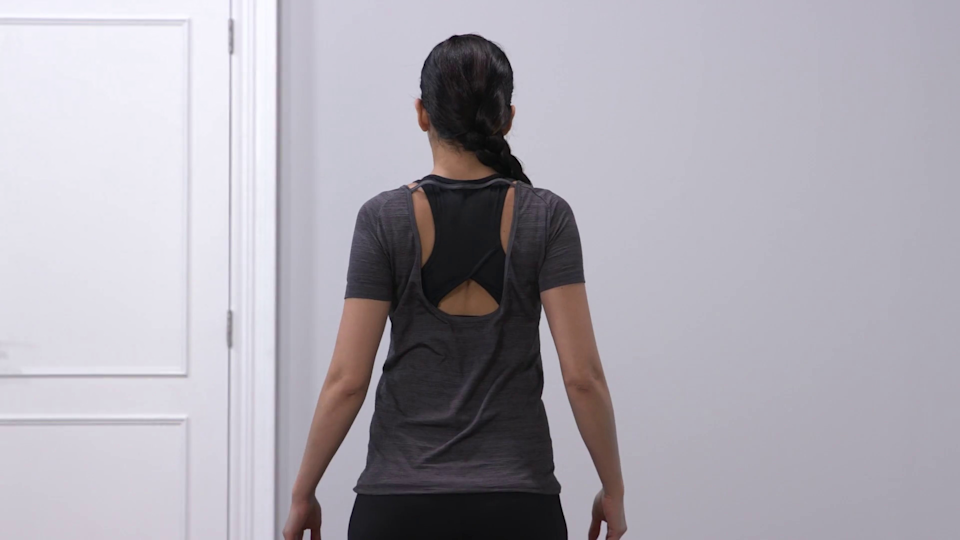 Scap squeeze: 10 reps