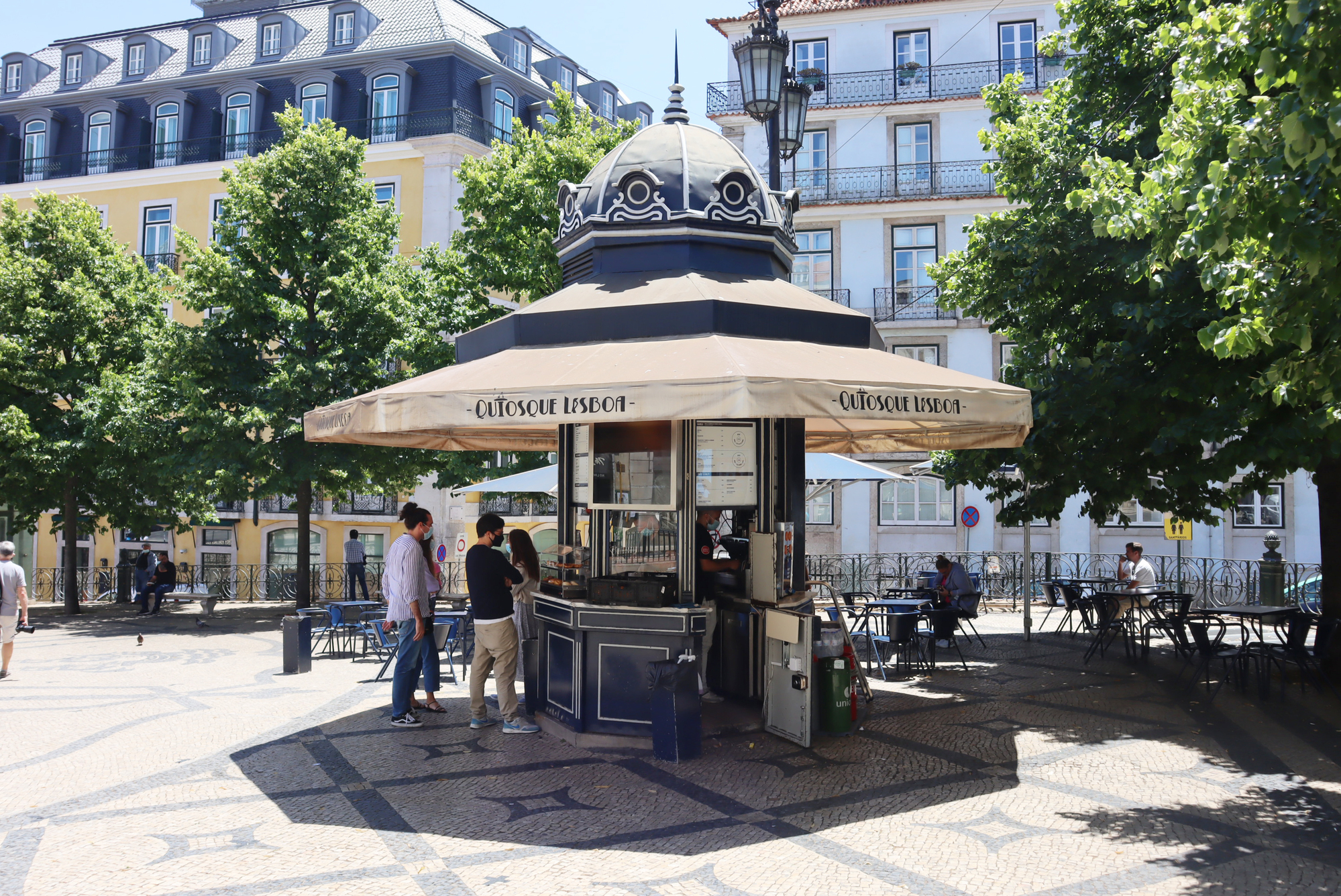 Lisbon Kiosks: A Guide to the City’s Café Stands
