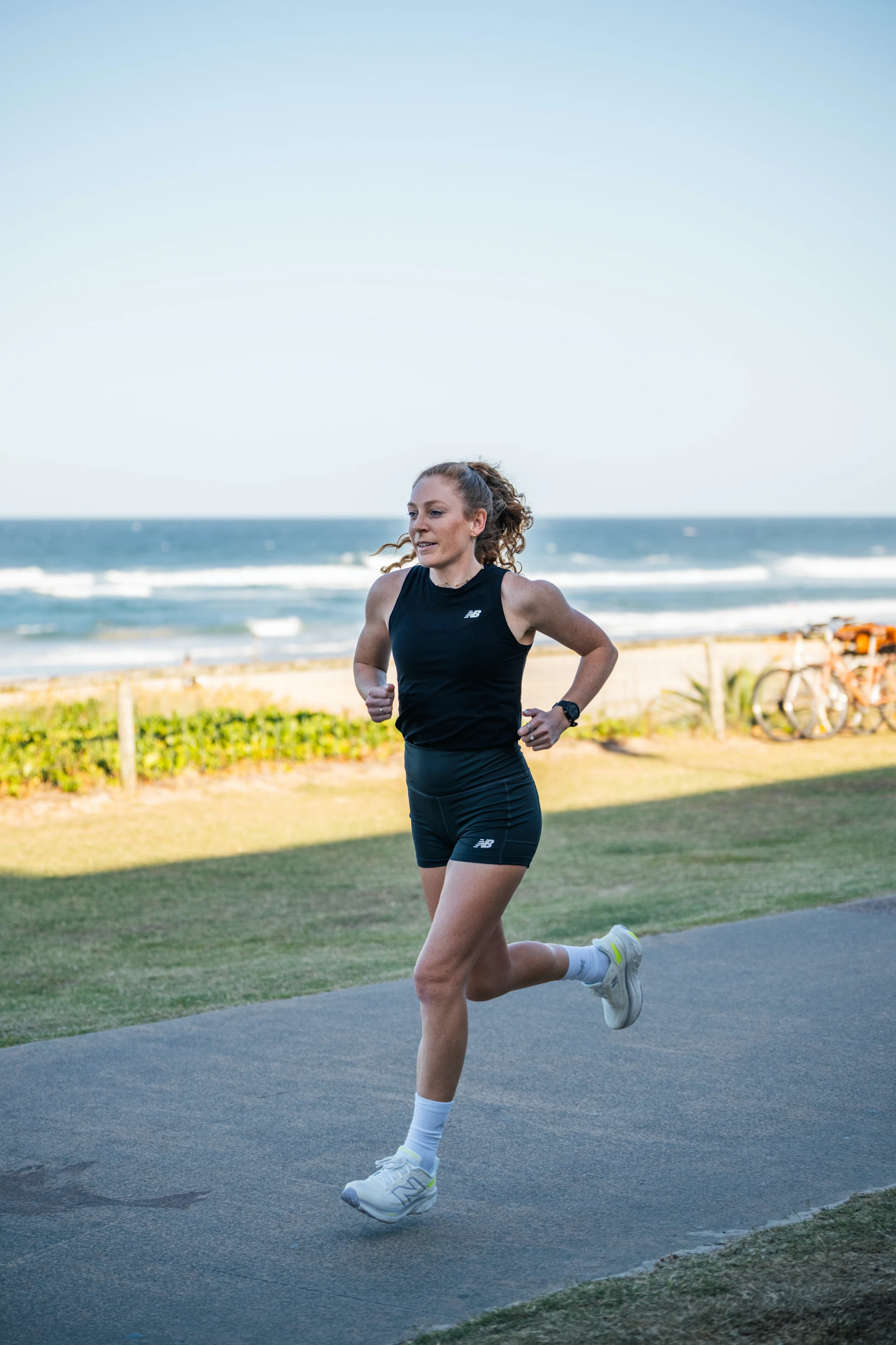 MEET LESHAY WELLS, GOLD COAST RUN CO | Tempo