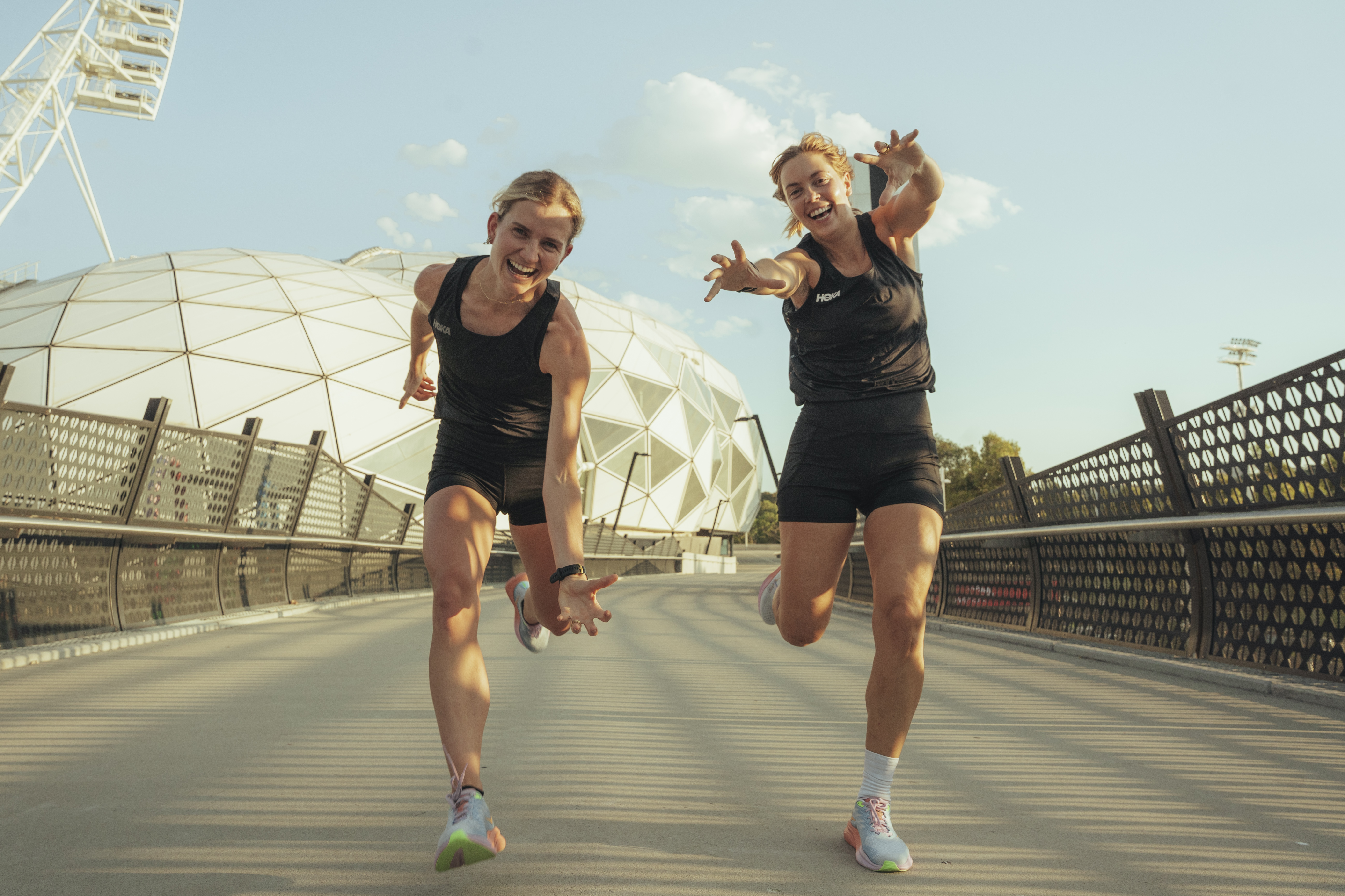 Cheeky Run Club Road Tests the HOKA Mach 6 | Tempo