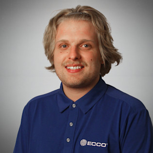 Jonah Teraberry - ECCO