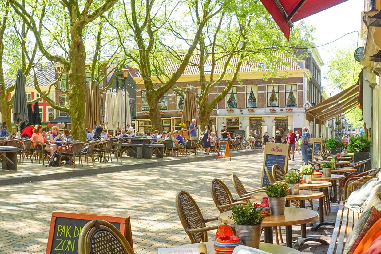 De hele Delftse binnenstad als terras [UPDATE] · STIP