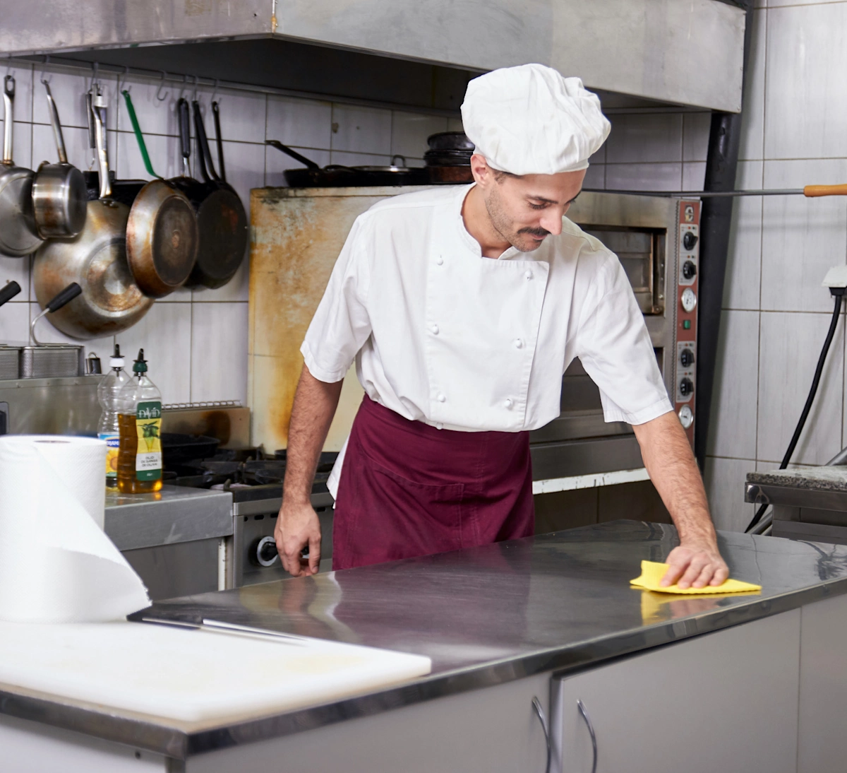 Cleaning Tips For Commercial Kitchen | P&G Professional