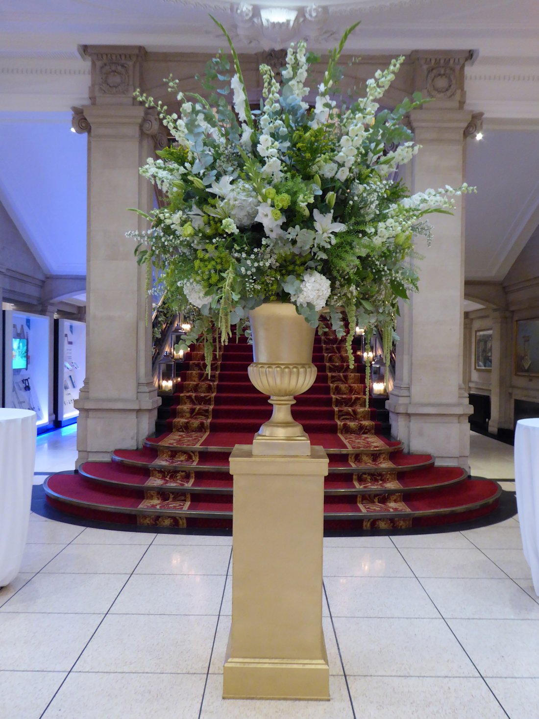 pedestall plinth displays | TBR FLORAL DESIGN
