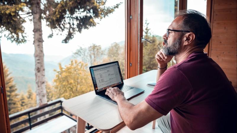 The surprising health effects of working from home | MDLinx