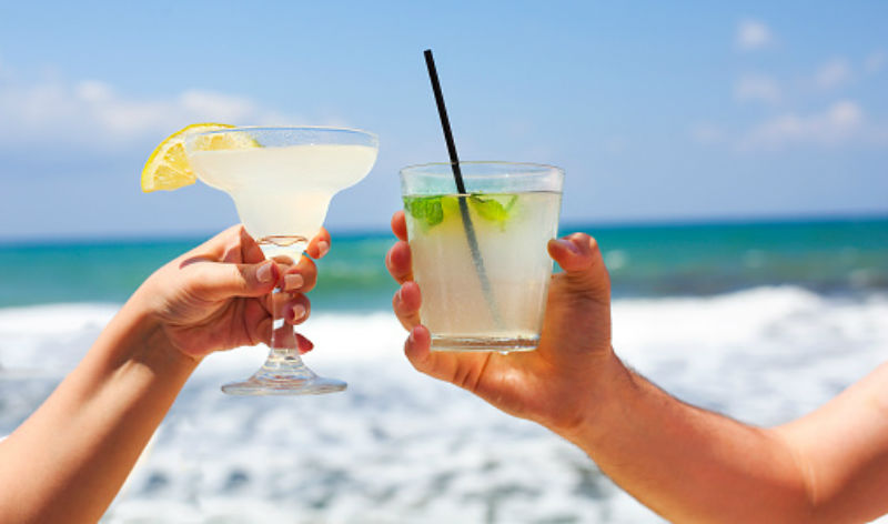 A dangerous cocktail: Why sun and alcohol shouldn’t mix | MDLinx