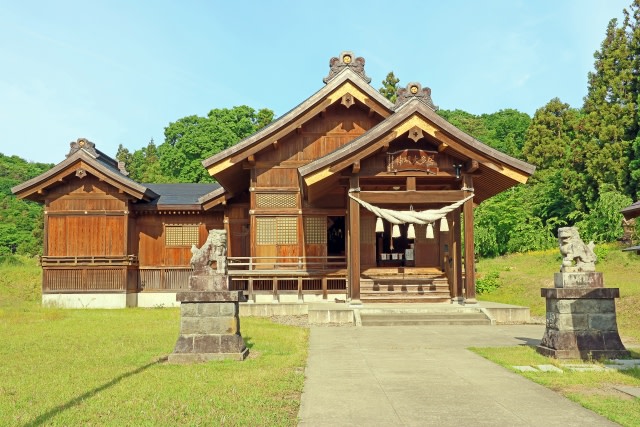 【2025年最新】新潟県の最強パワースポット13選！運気アップに！恋愛運・金運・厄除けにも！人生が変わる神社や | TRAPOL[トラポル]