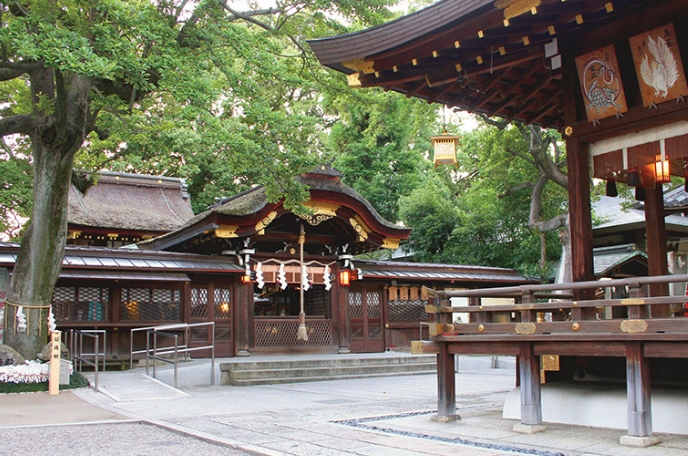 【2025・巳年】ご利益別！京都の最強パワースポット13選～金運・厄除け・健康・縁結び～ | TRAPOLメデ | TRAPOL[トラポル]