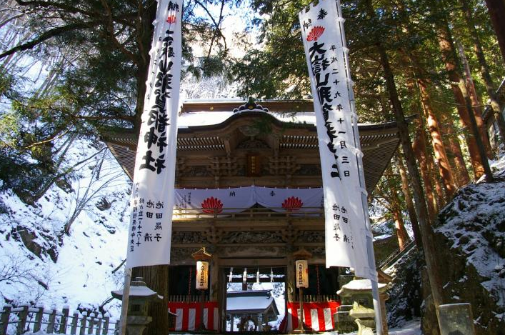 【2025最新】山梨のパワースポット16選！定番の神社から穴場まで | TRAPOLメディア | TRAPOL[トラポル]