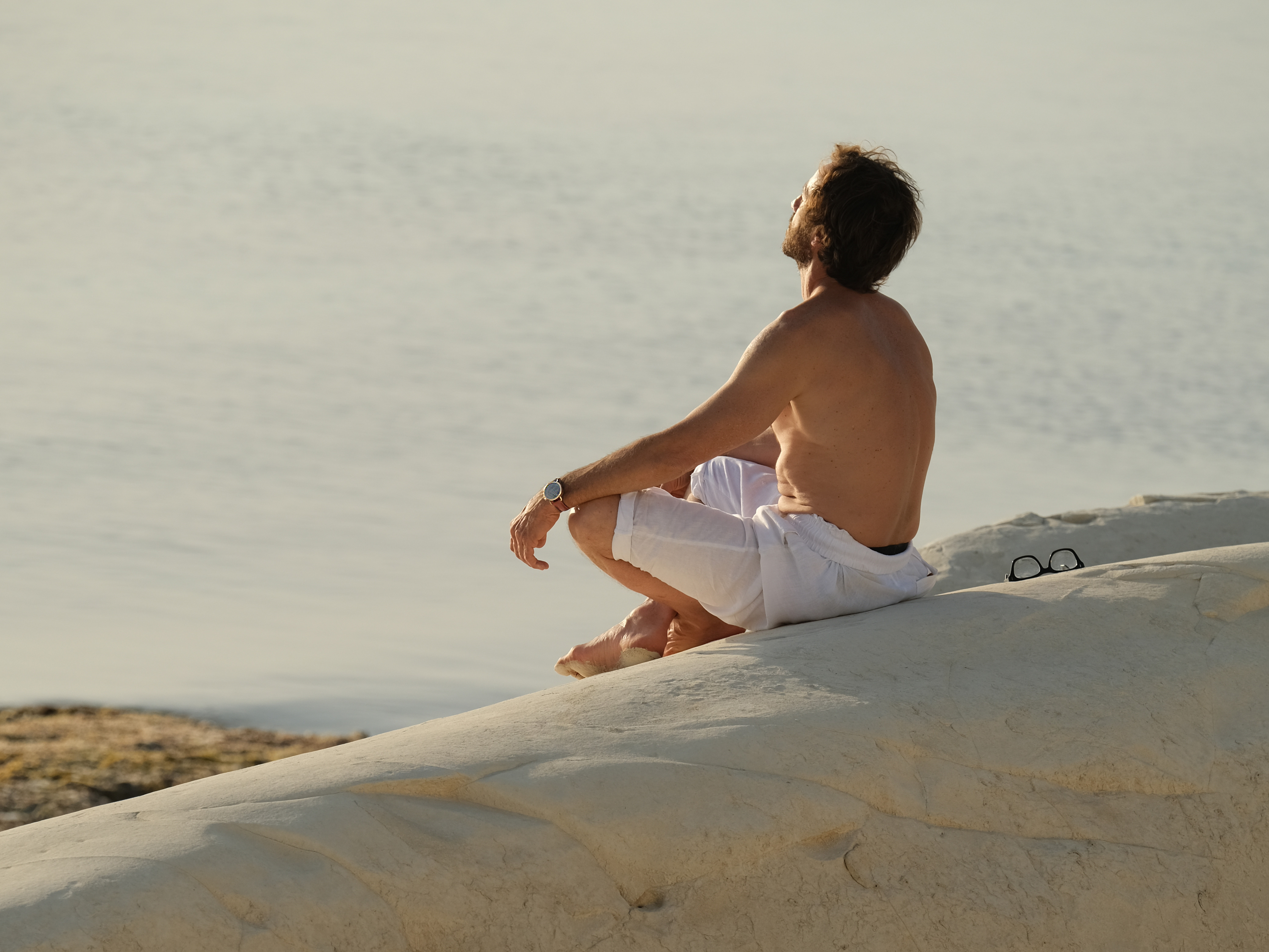 NOWATCH - TIME IS NOW