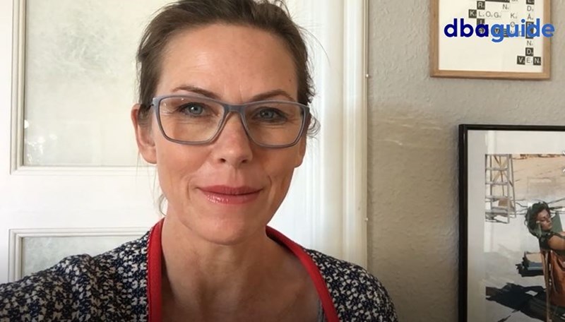 Brugt sofa - VIDEO: Se Gittes genbrugshjem og hendes genbrugssofa - DBA ...