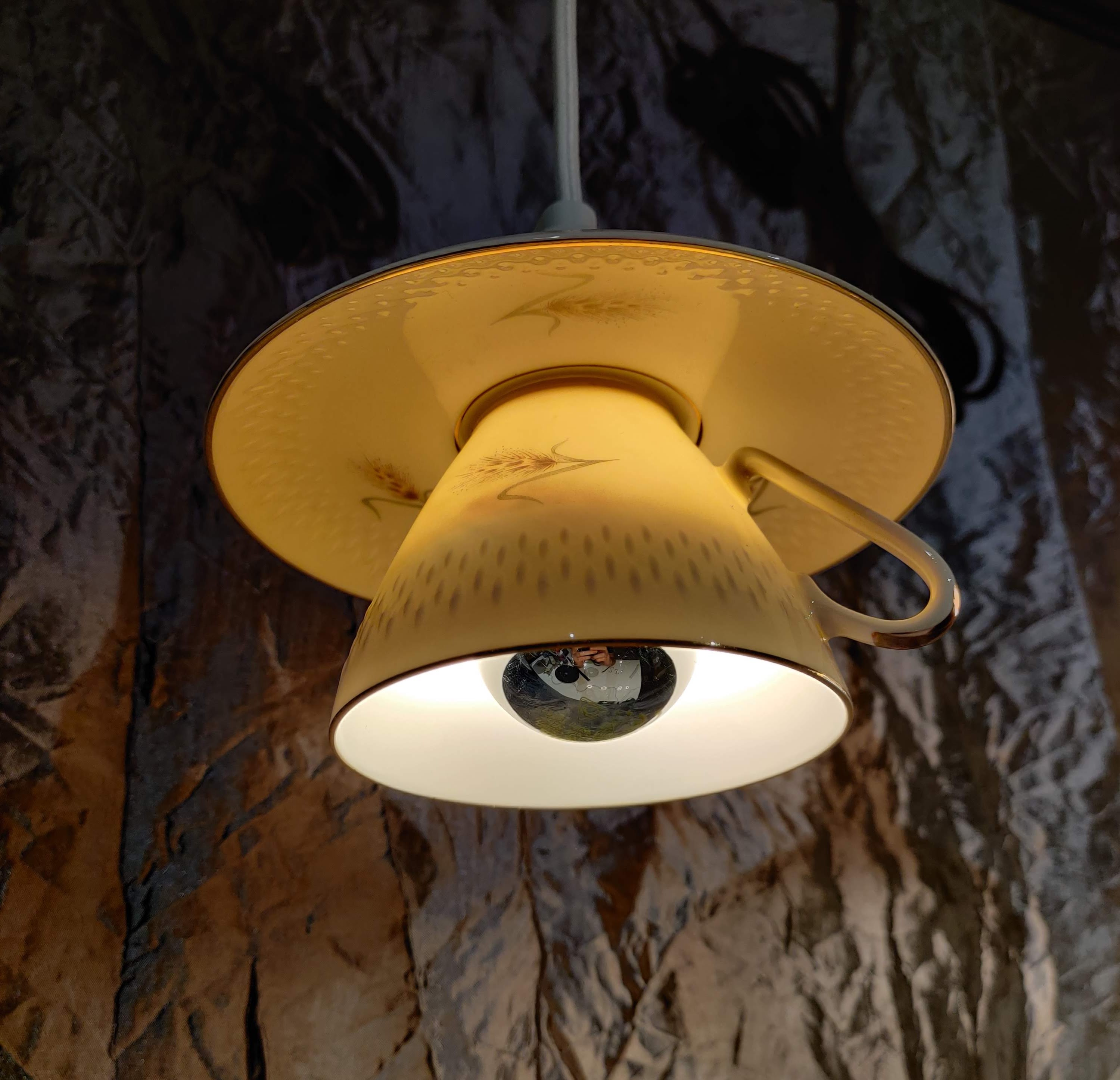 DIY: Porcelæns kop og underkop bliver lavet om til en lampe - DBA Guide