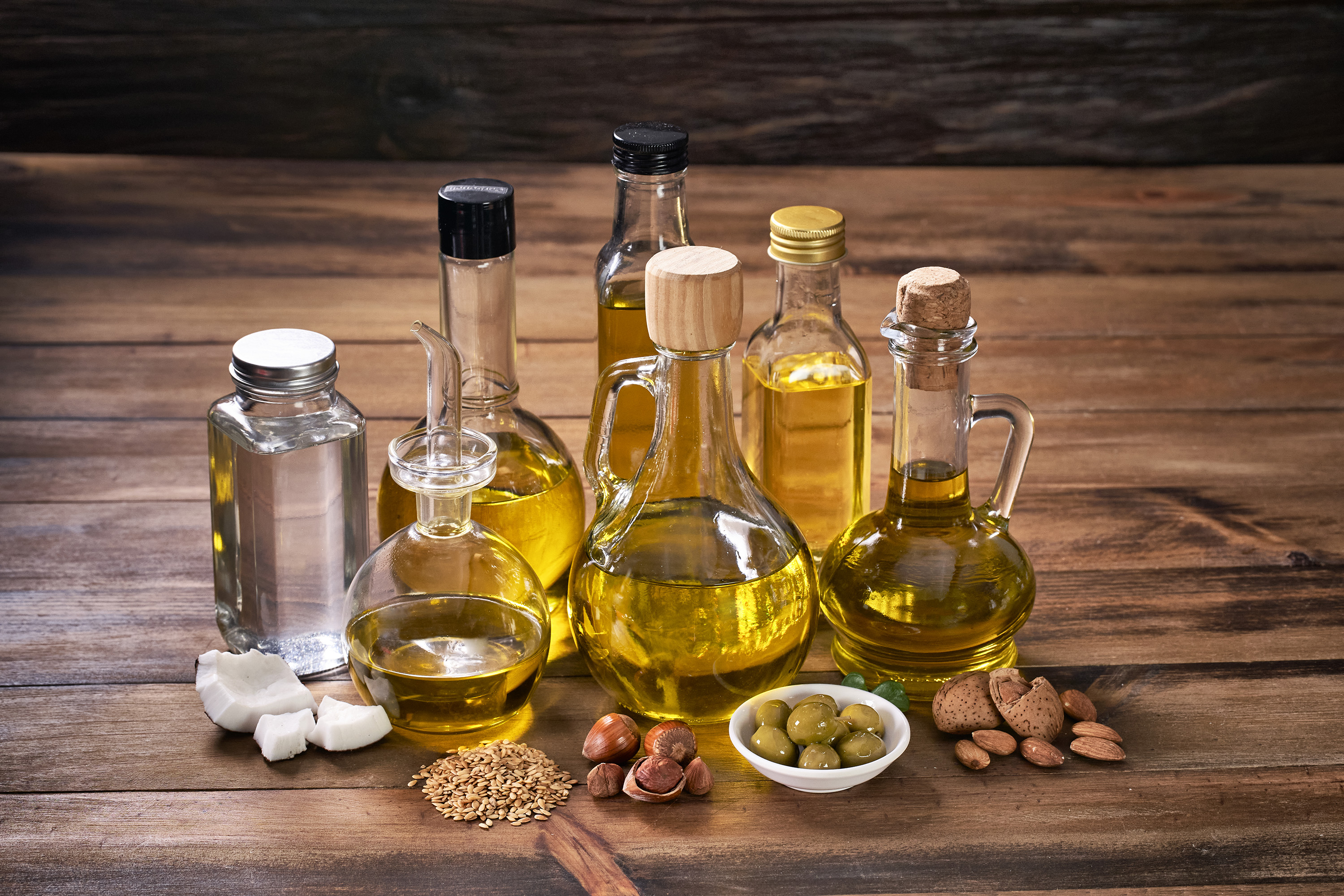 Which Oils Are the Healthiest? Best & Worst Oils