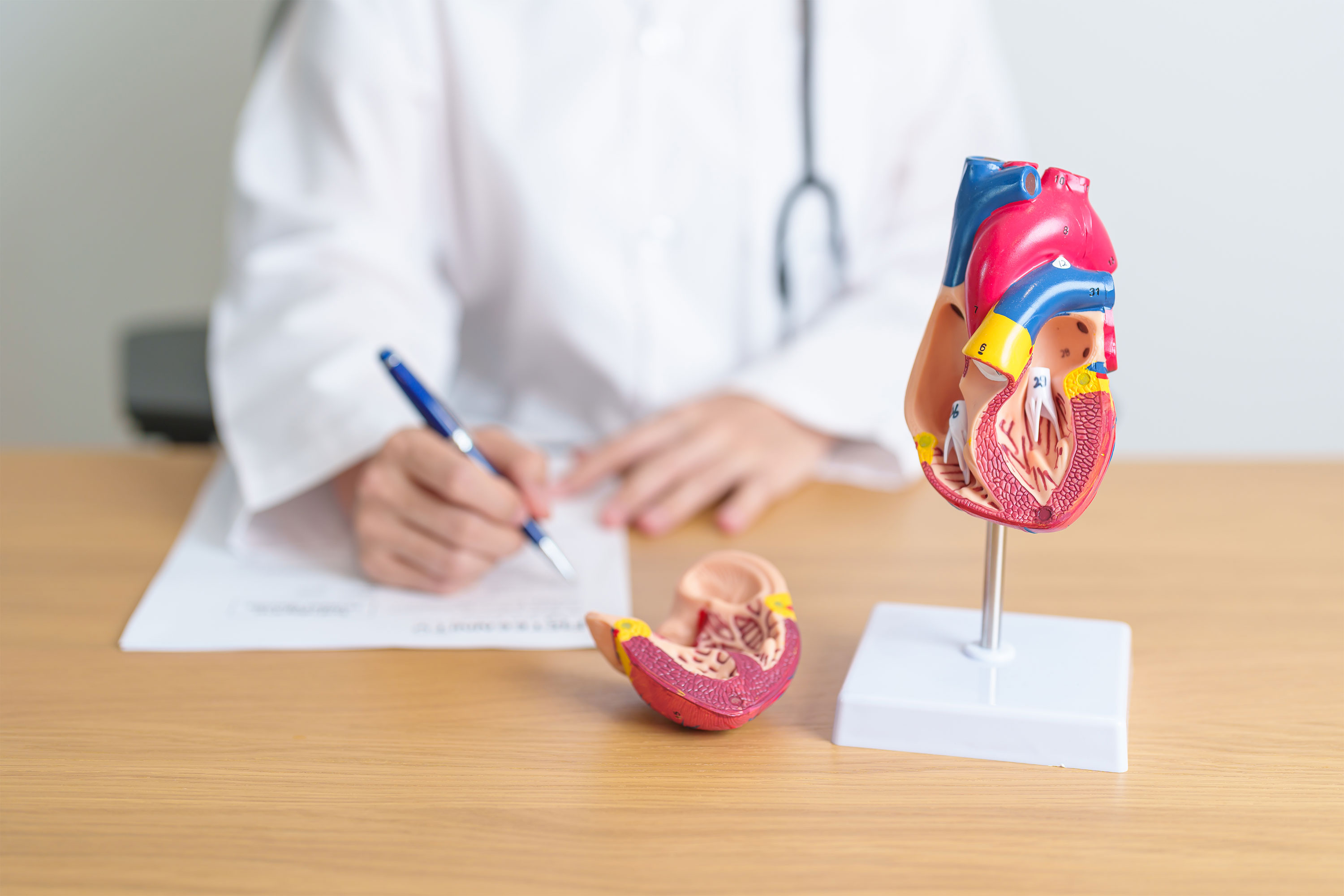 Right Sided Heart Failure: Symptoms, Causes and Treatment