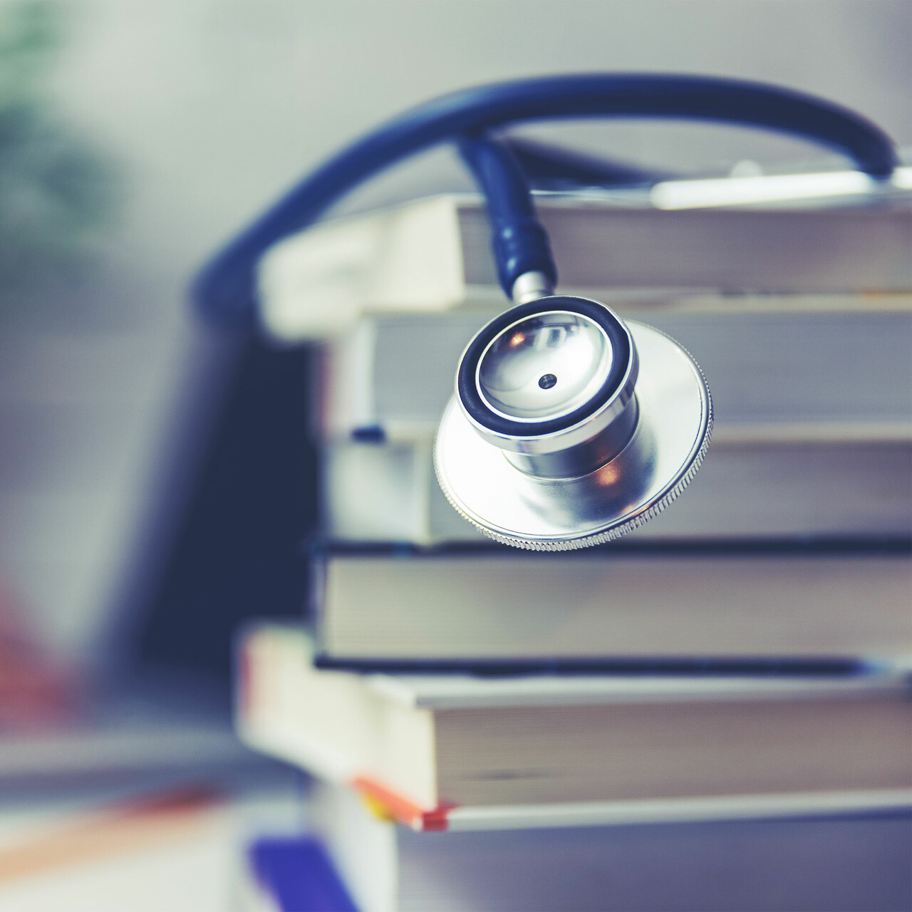 Why It Takes So Long to Get an Endo Diagnosis