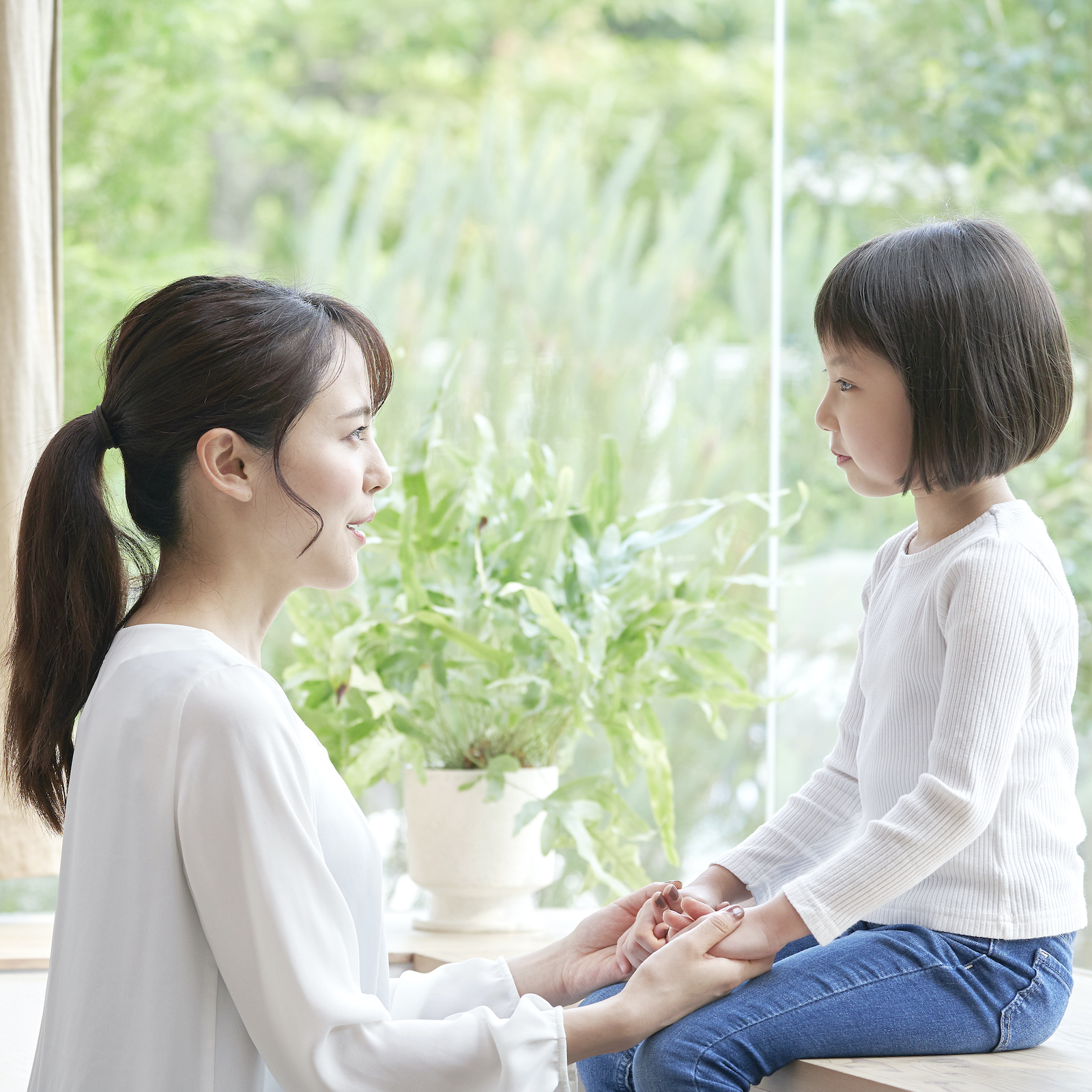 A Parent's Guide to Making Injections Easier on Kids