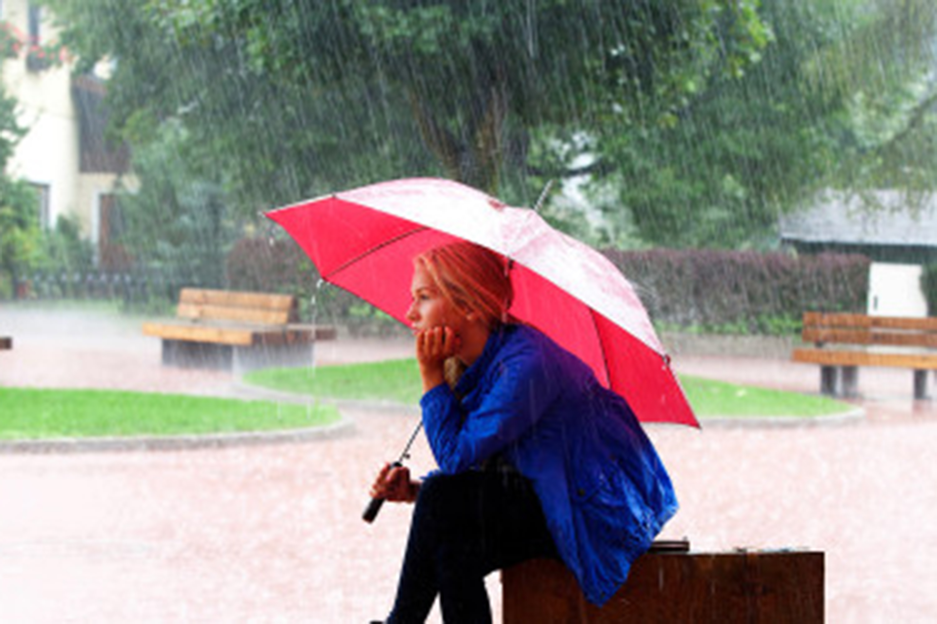 Seasonal Affective Disorder (SAD): Symptoms and Treatment