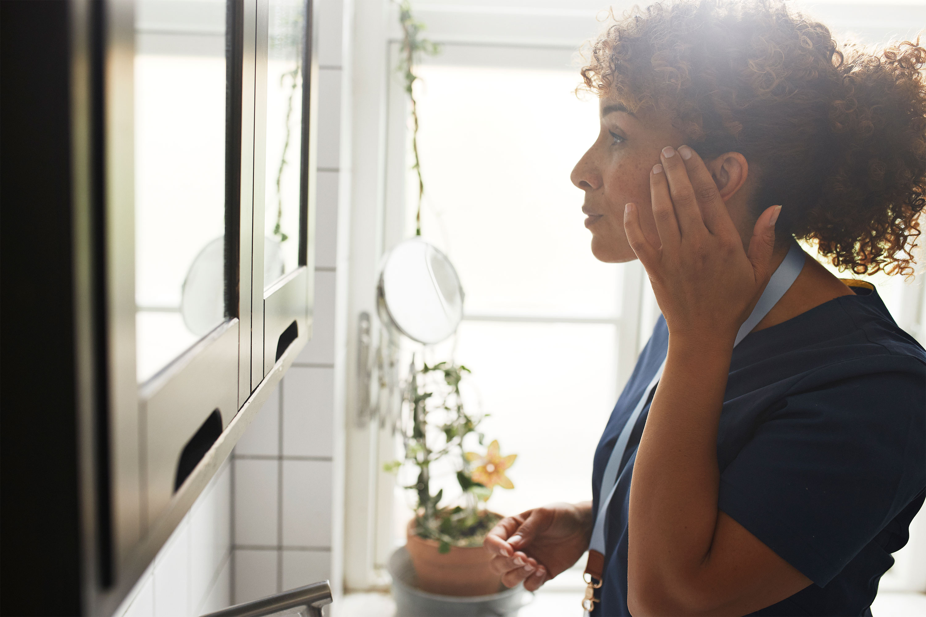 Psoriasis on Face: Symptoms, Causes and Treatment