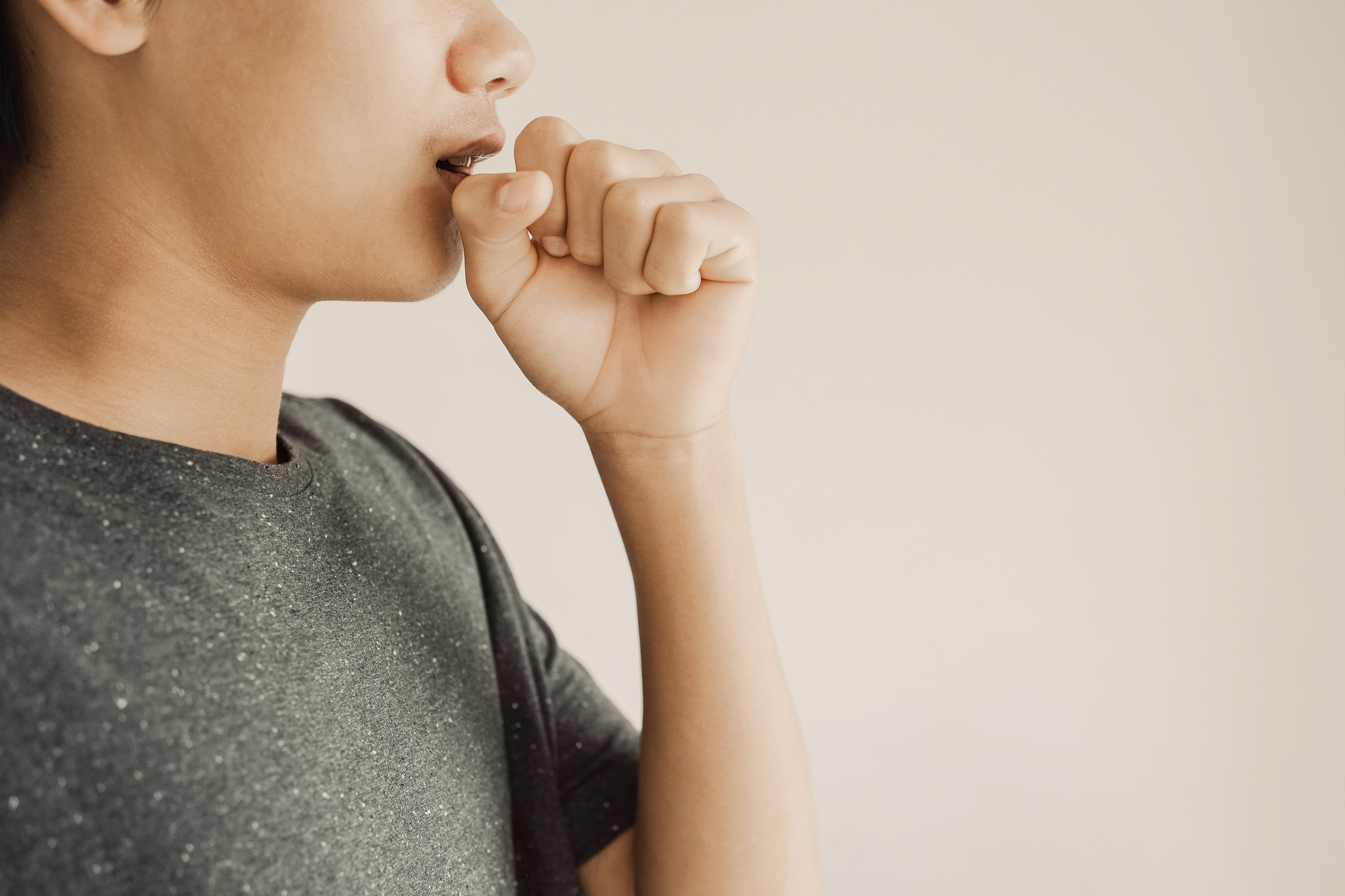 Yellow Phlegm and Asthma: What It Means for Your Lungs