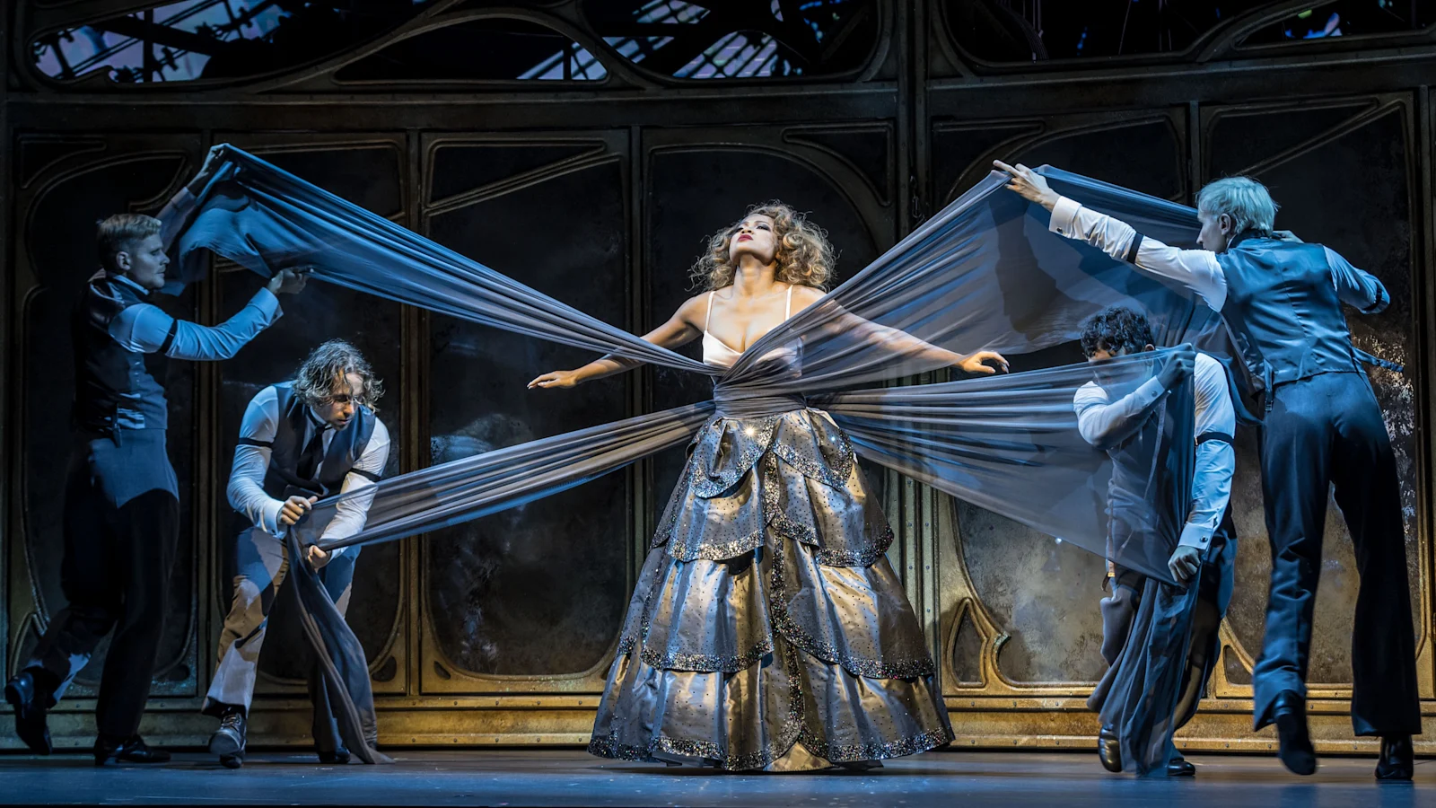 Moulin Rouge! The Musical | Tryggt biljettköp på Showtic