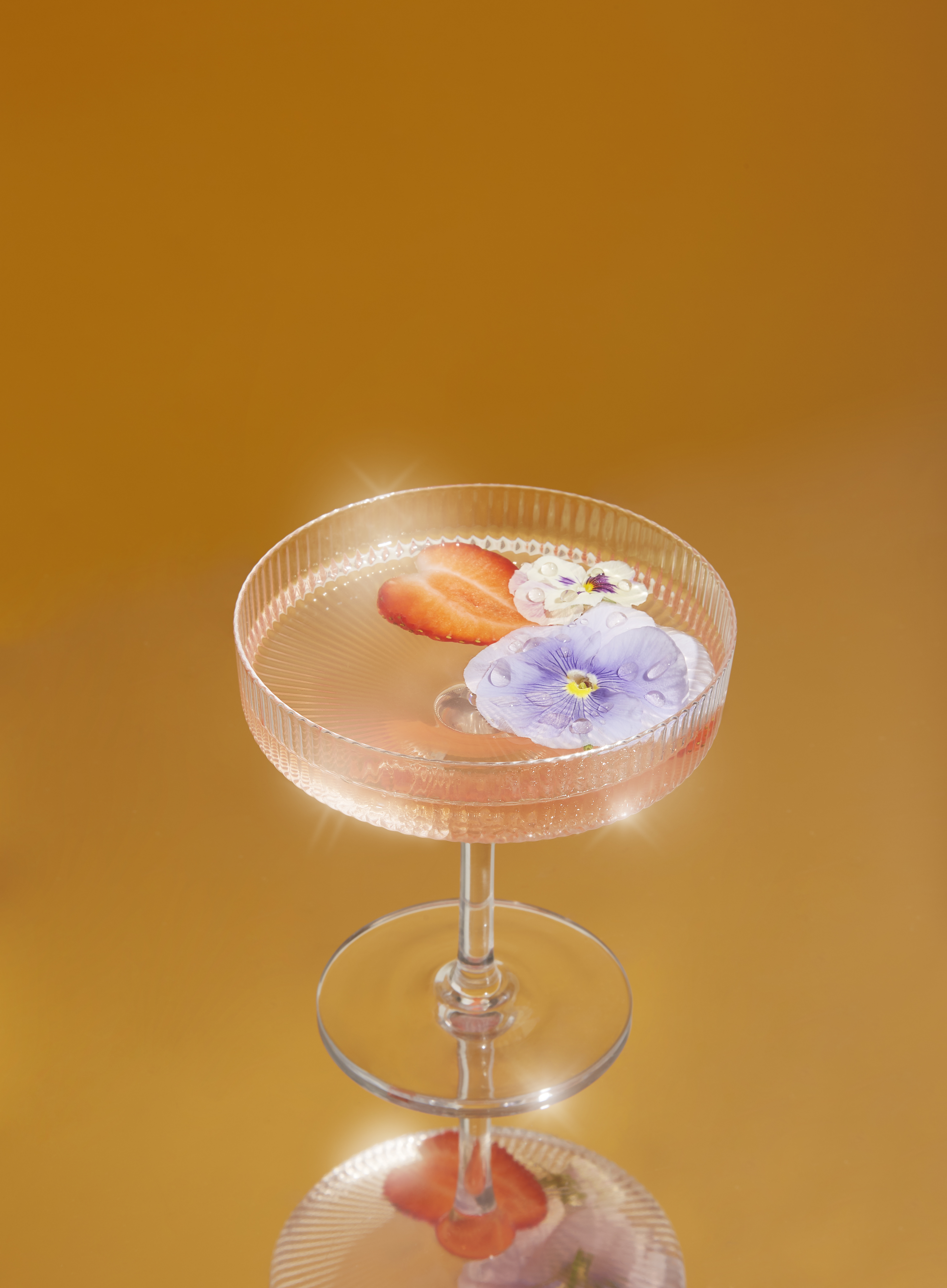 Home | Premium Rose Vodka & Spirits | Ette Spirits