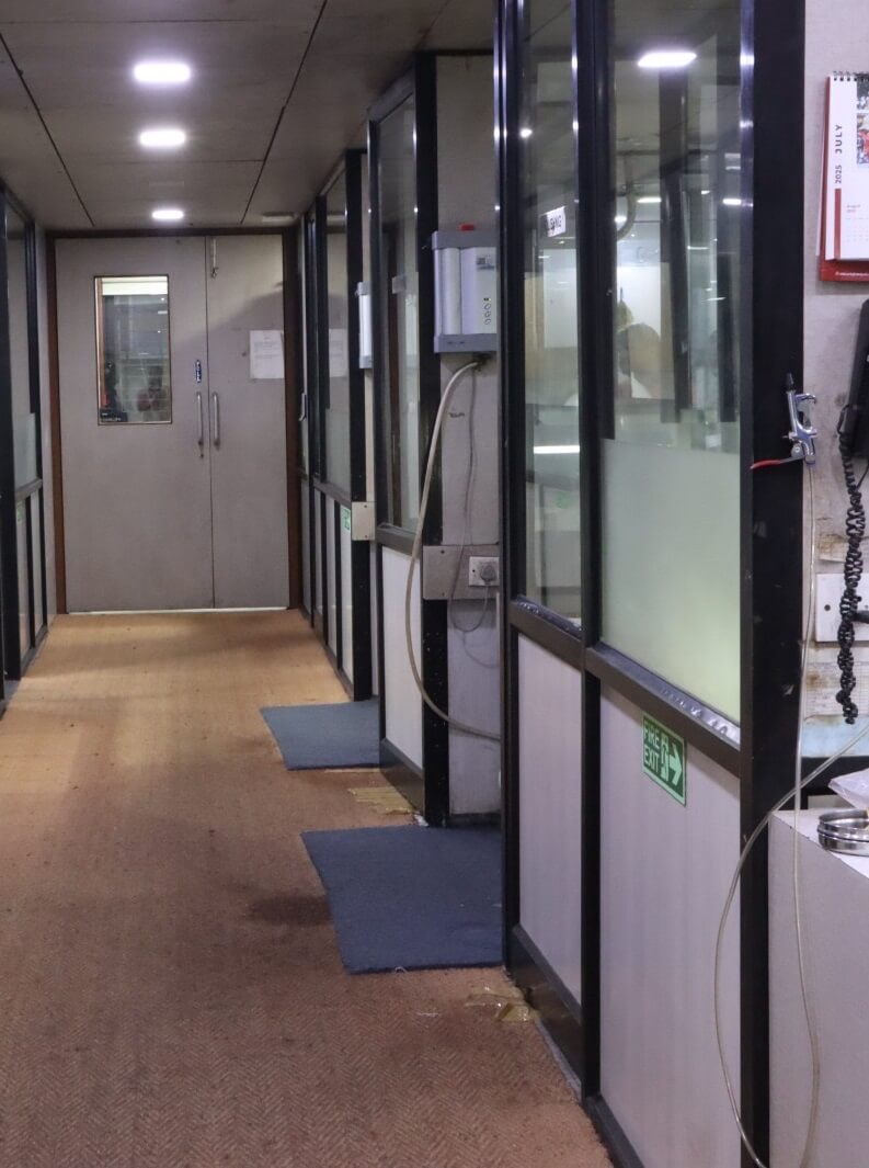 Omnia Jewels Store Interior