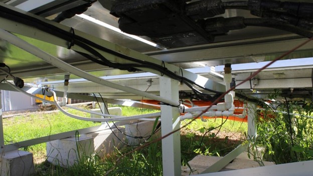 Cooling PV Modules Using Water Chambers | Gunda Power