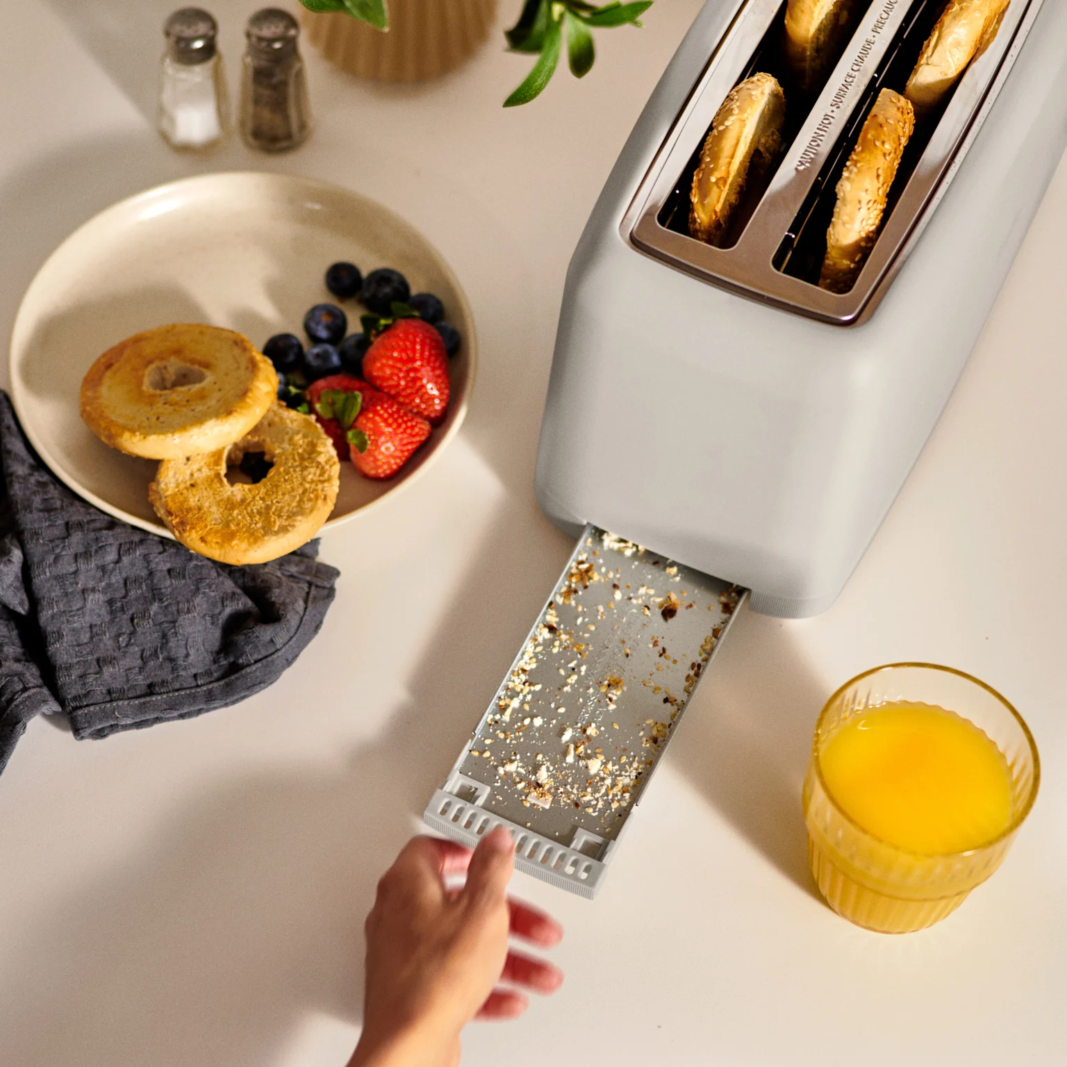 bella 4-Slice Slim Toaster – Space-Saving Toaster with Extra-Long Slots ...