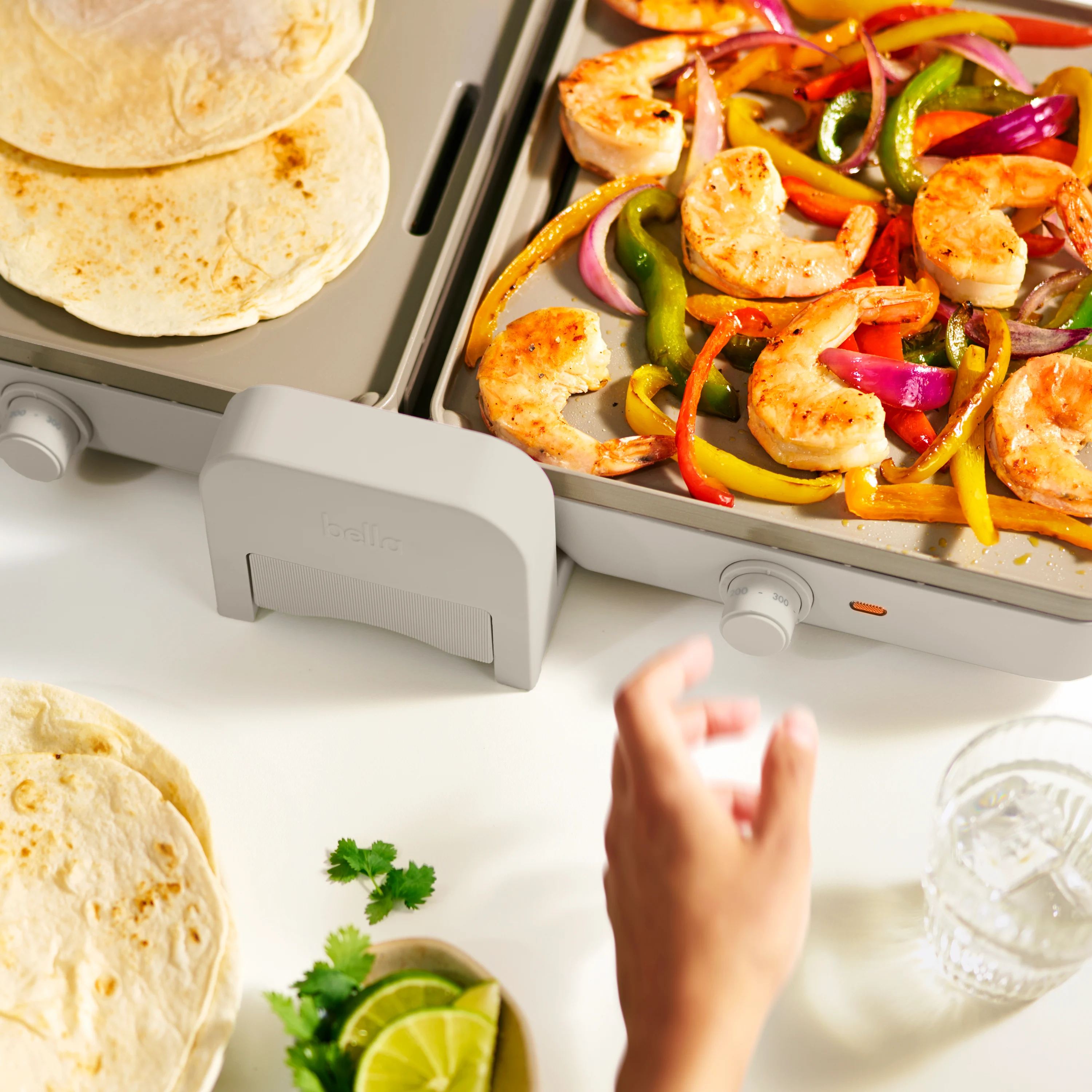bella Fold and Store Dual Temp Griddle | Fits-anywhere™ kitchenware