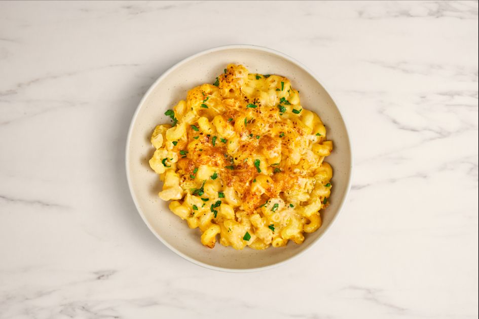 Game Day Broiled Mac & Cheese | bella® 9-Piece Ceramic Nonstick ...