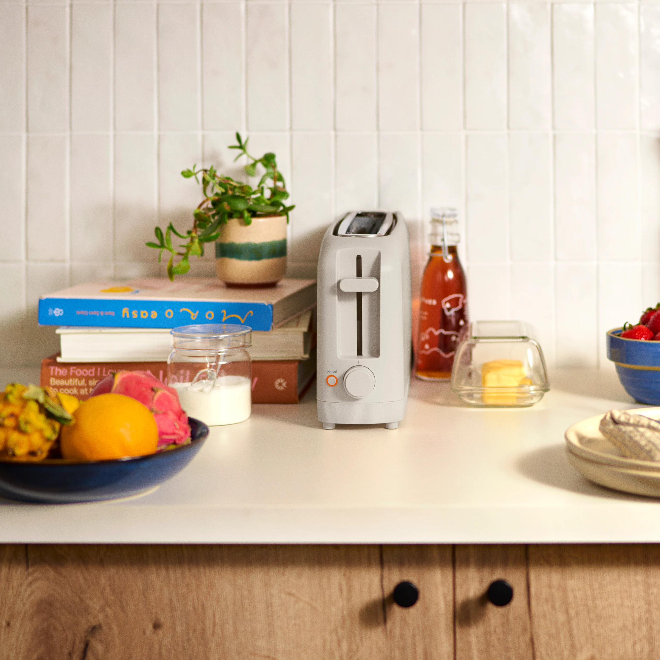 bella 2-Slice Slim Toaster | Fits-anywhere™ kitchenware