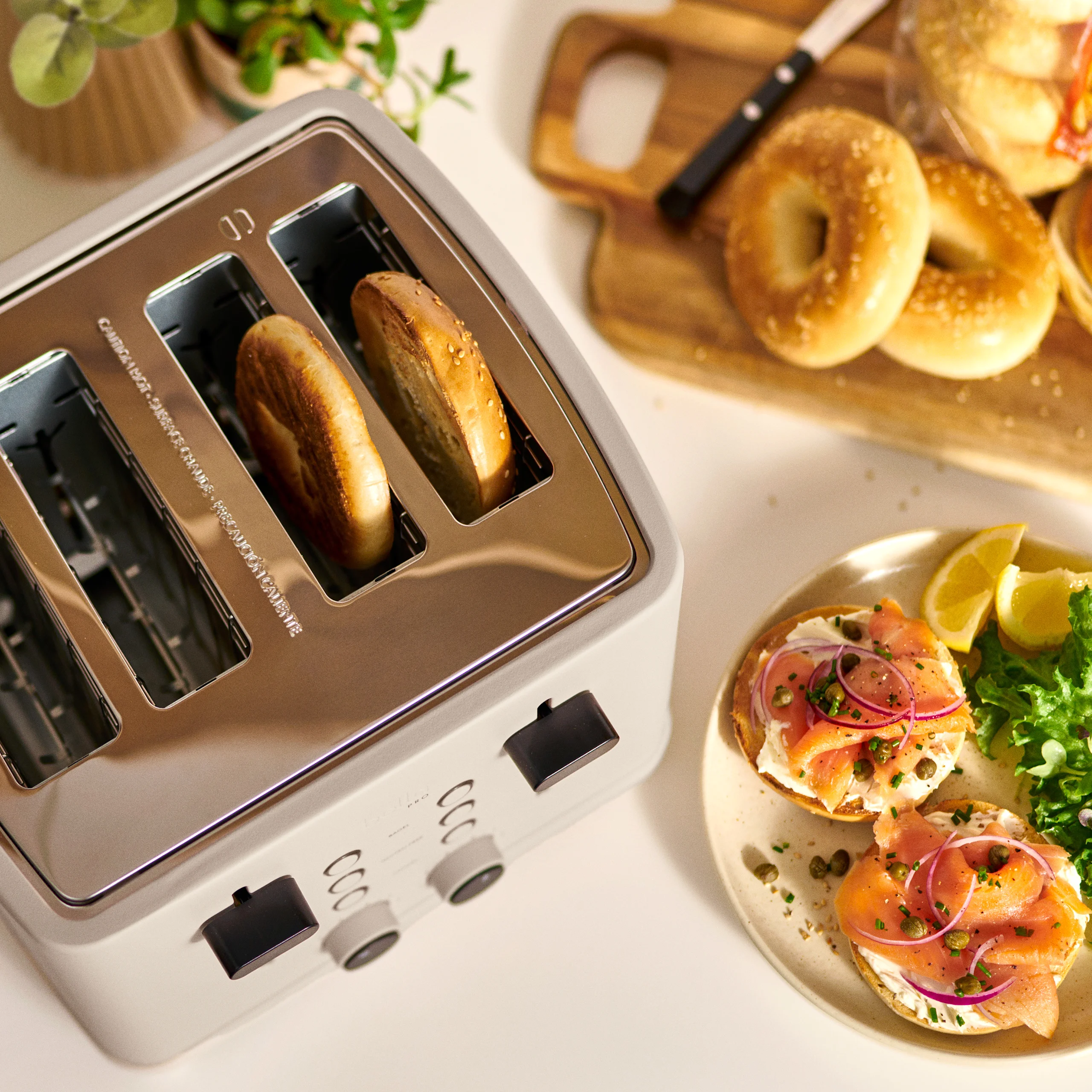 bella PRO 4-slice toaster