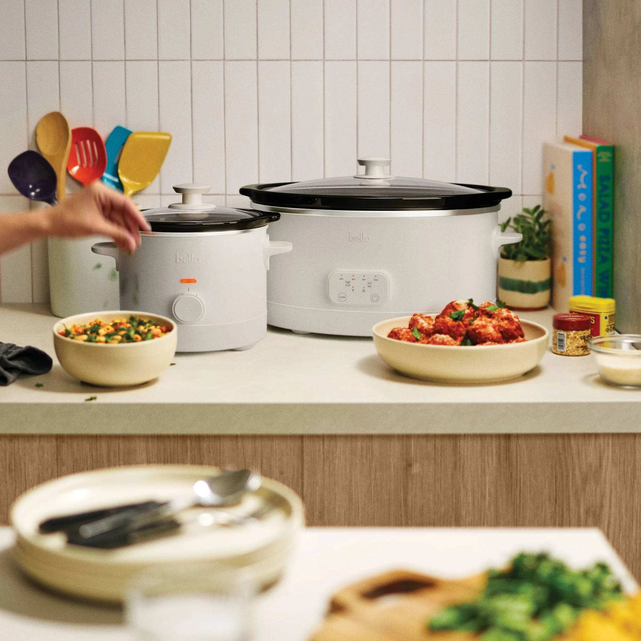 bella Slow Cooker Set