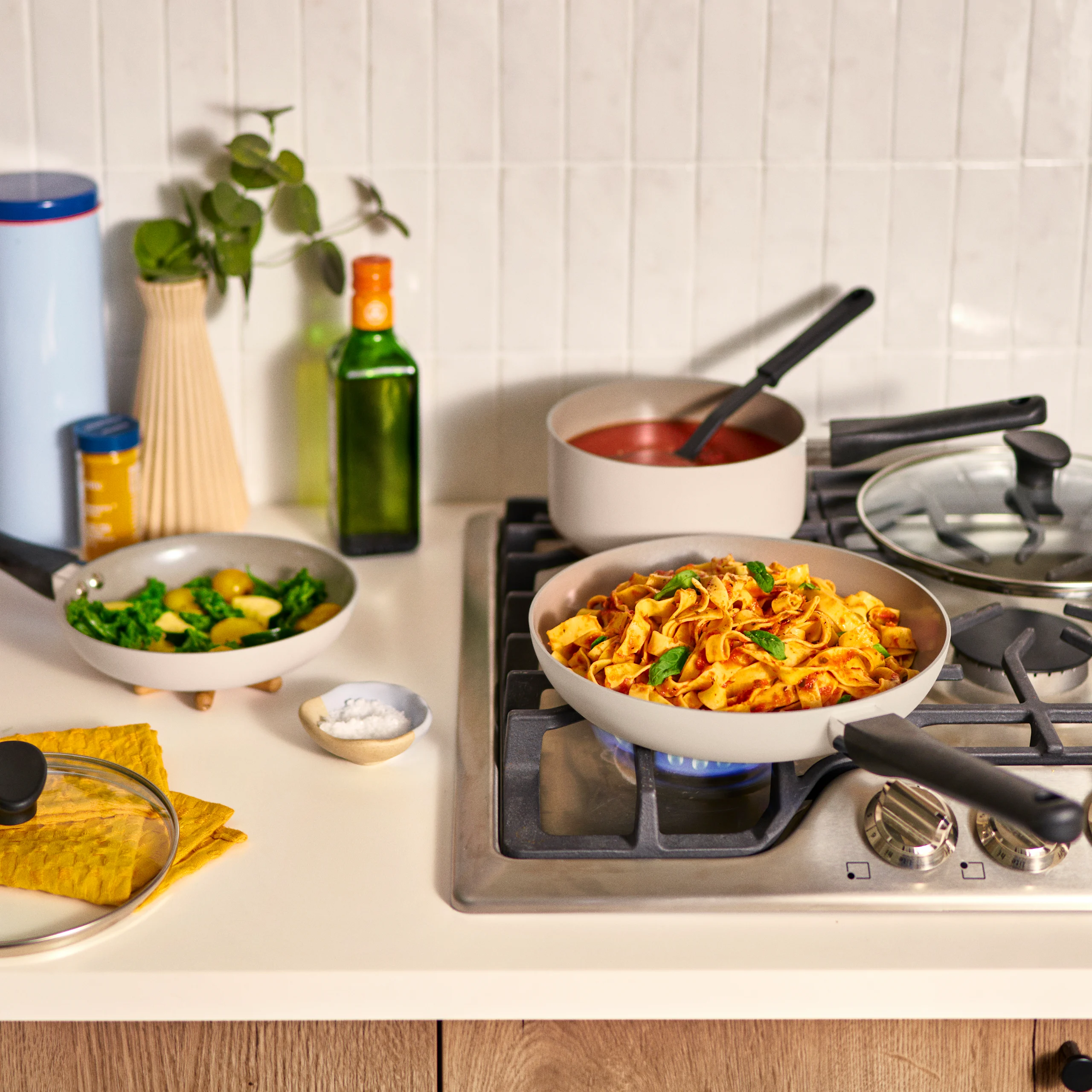 bella 21-Piece Ceramic Nonstick Cookware Set - Complete Pots and Pans ...