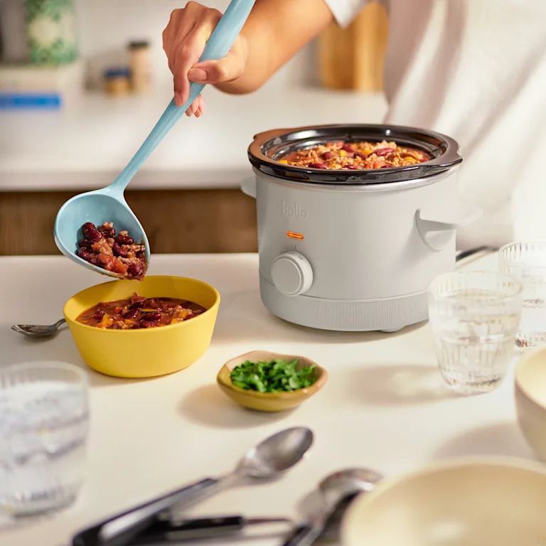 bella 1.5-Qt Slow Cooker - Compact Manual Crock Pot for Dips, Sauces ...