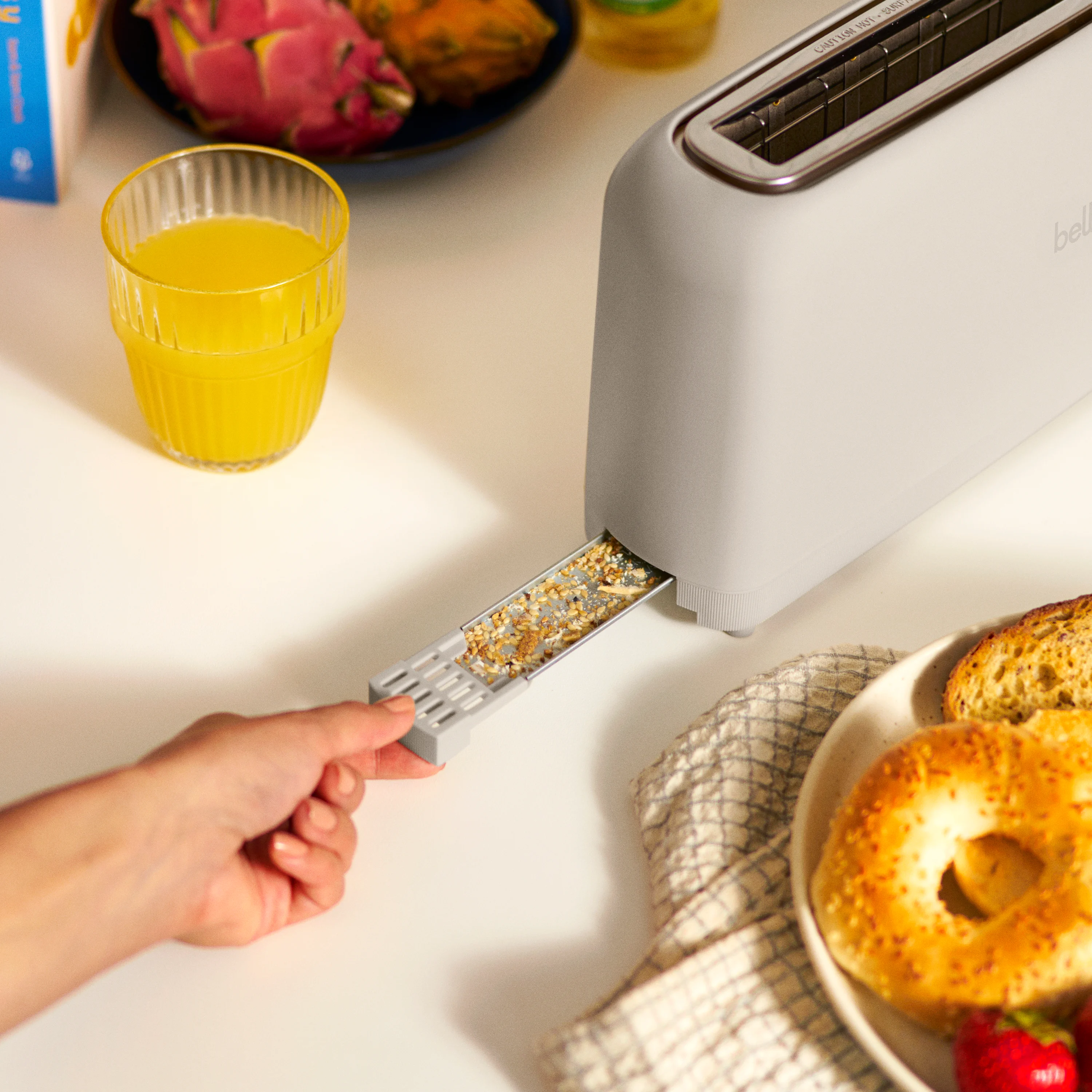 bella 2-Slice Slim Toaster | Fits-anywhere™ kitchenware