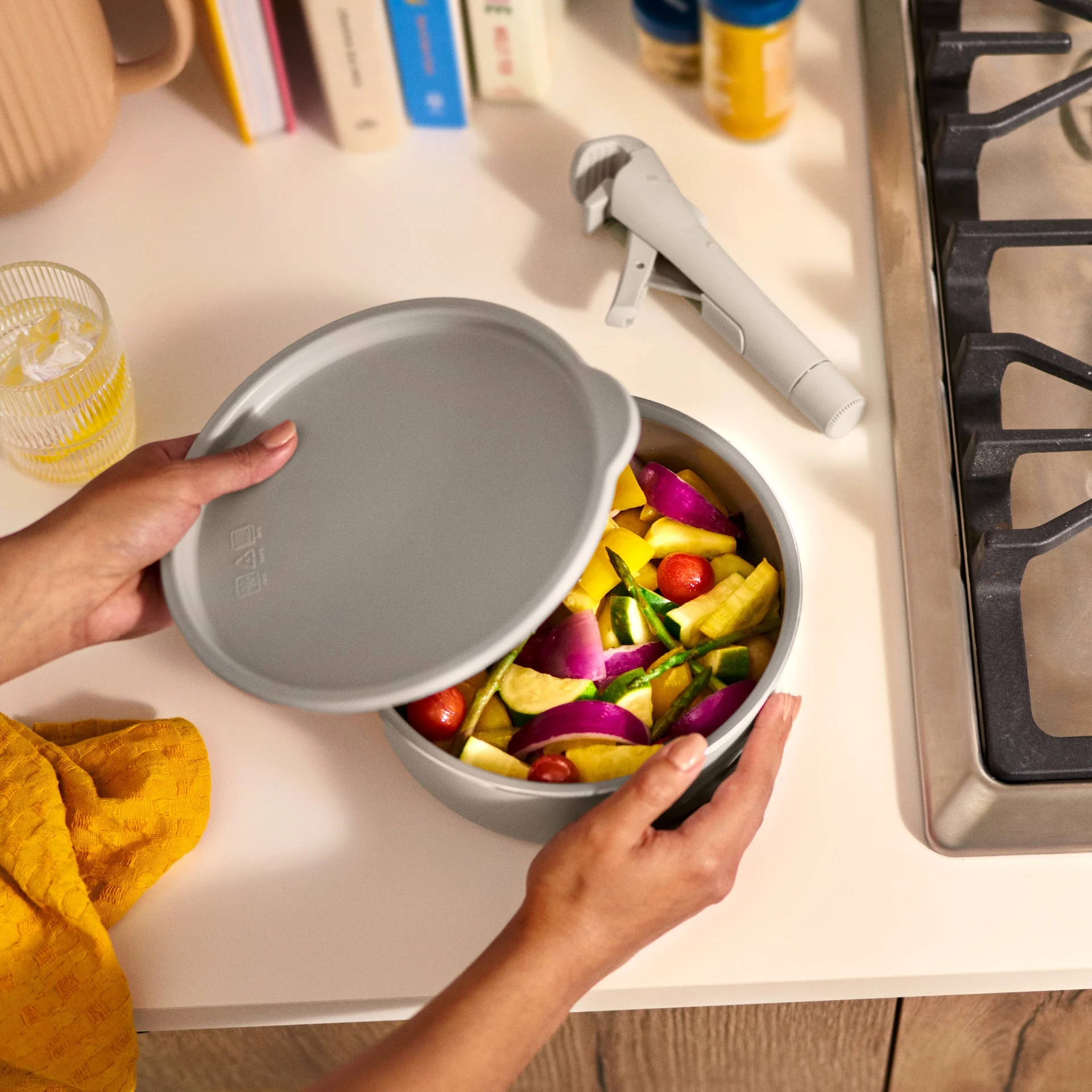 bella 8-Piece Ceramic Nonstick Cookware Set with Removable Handles