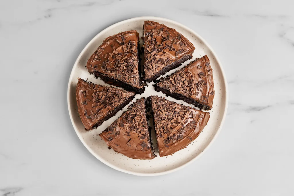 Air Fryer Toaster Oven Chocolate Cake Recipe – Perfect for Small Batches