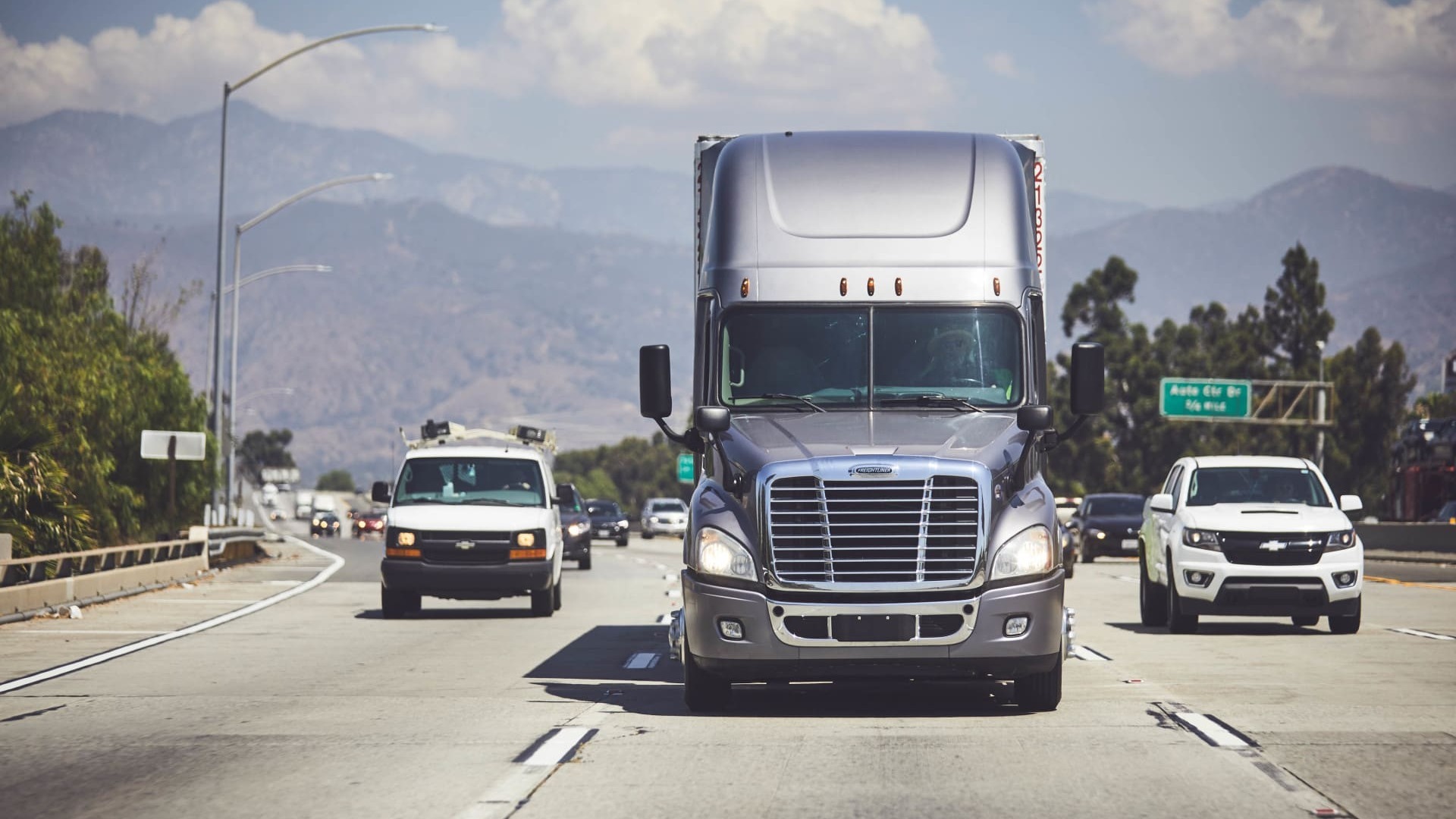 How Uber Freight helps carriers fuel success on and off the road | Uber ...
