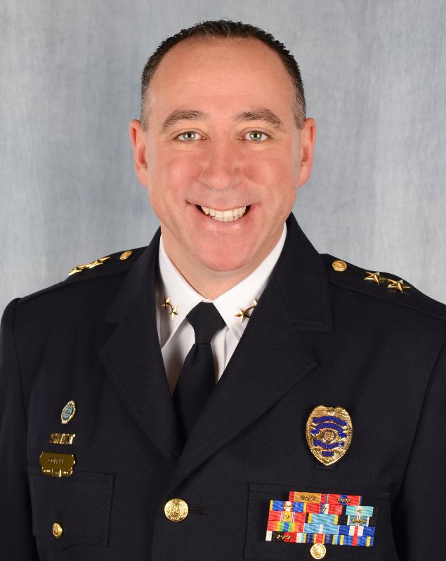 Orlando Douglas's Instagram, Twitter & Facebook on IDCrawl