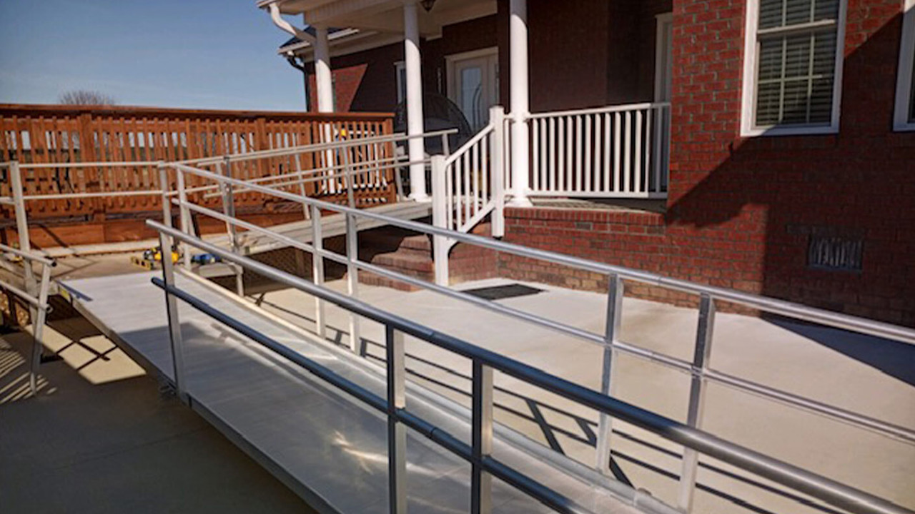 Gary Sinise Foundation and Operation Ramp It Up deliver wheelchair ramp ...