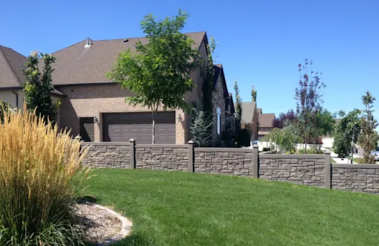 Cost to Install Fencing – The Home Depot