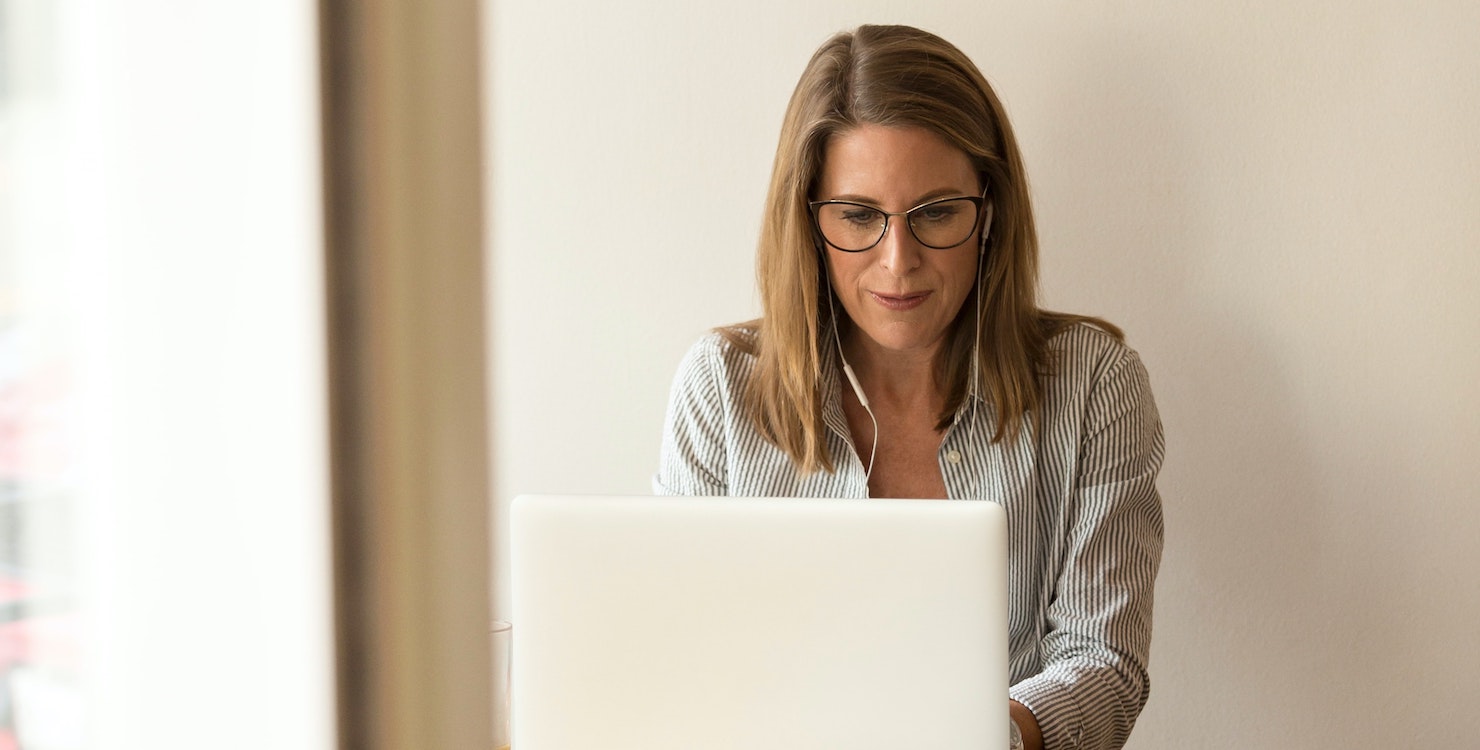 Blog - How to Introduce Your Executive Assistant to Your Team - Double