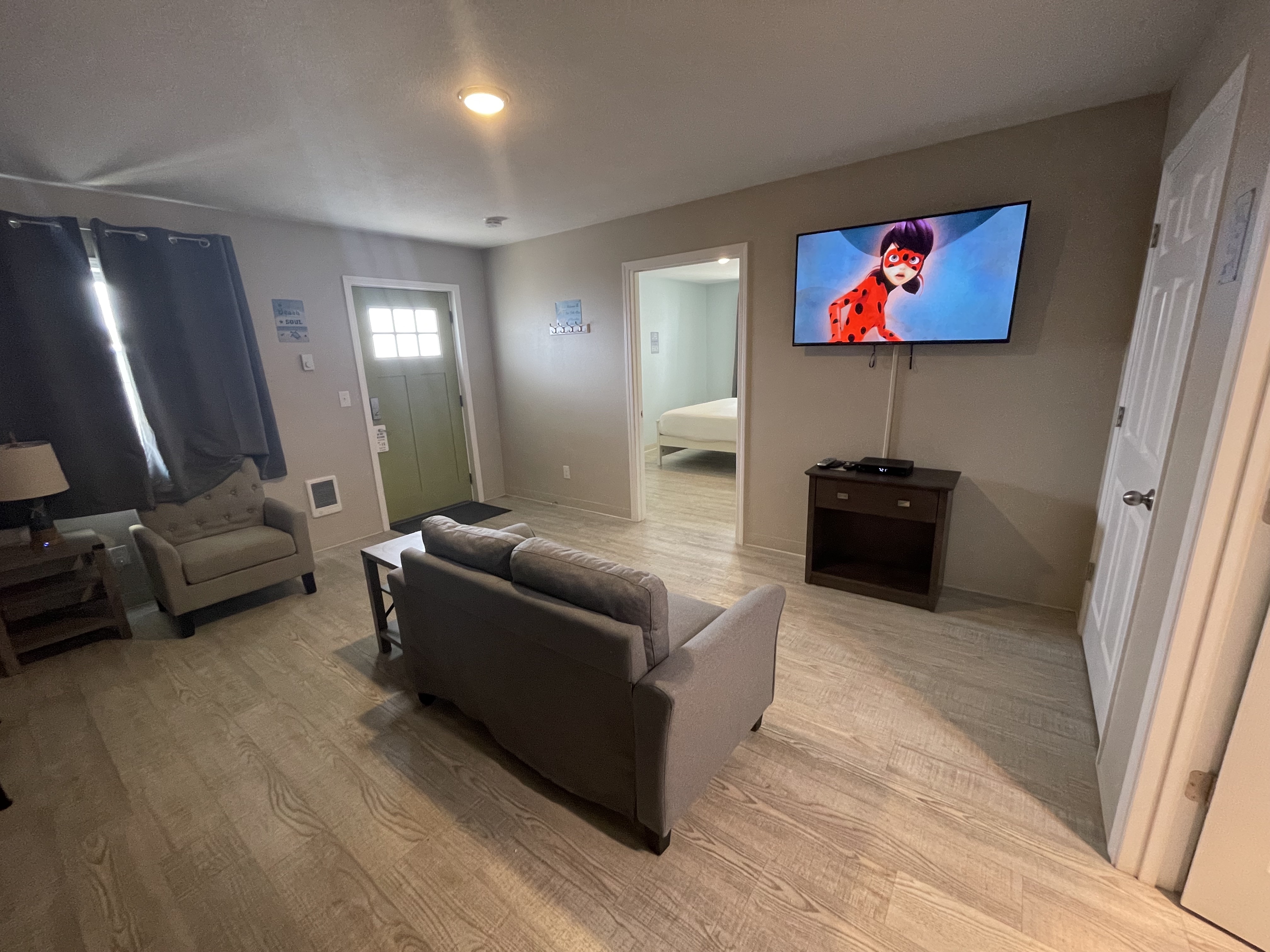 Welcome to the Coastal Inn & Suites | Coastal Inn & Suites