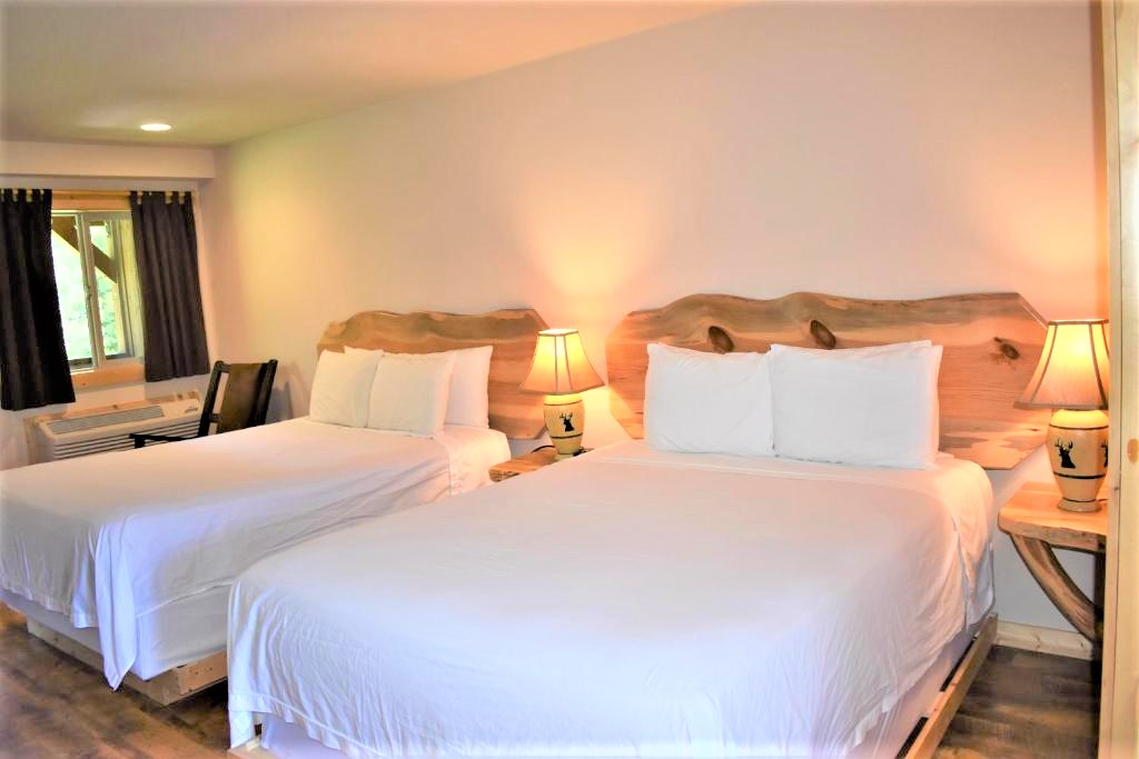 Guest Rooms and Suites | Methow River Lodge