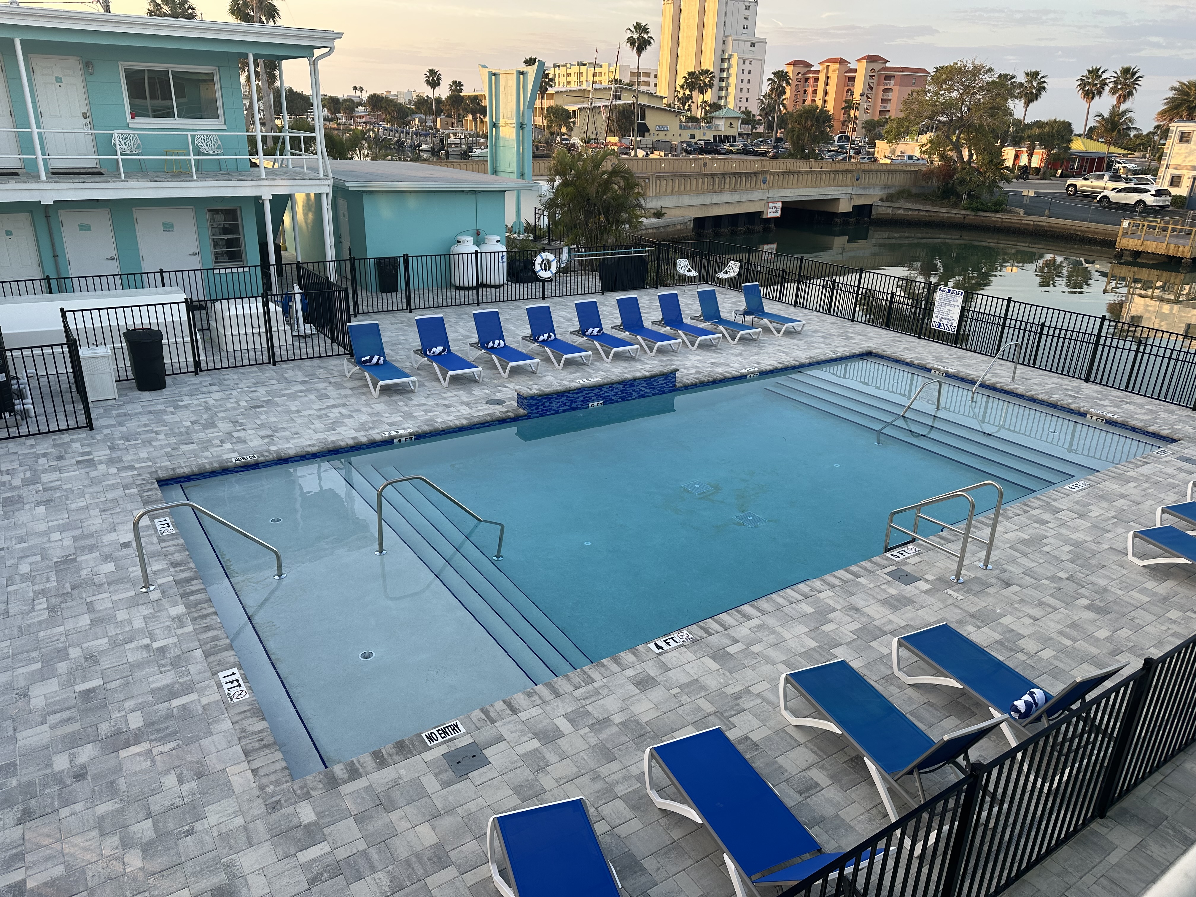 Our Hotels | Frank Hotels