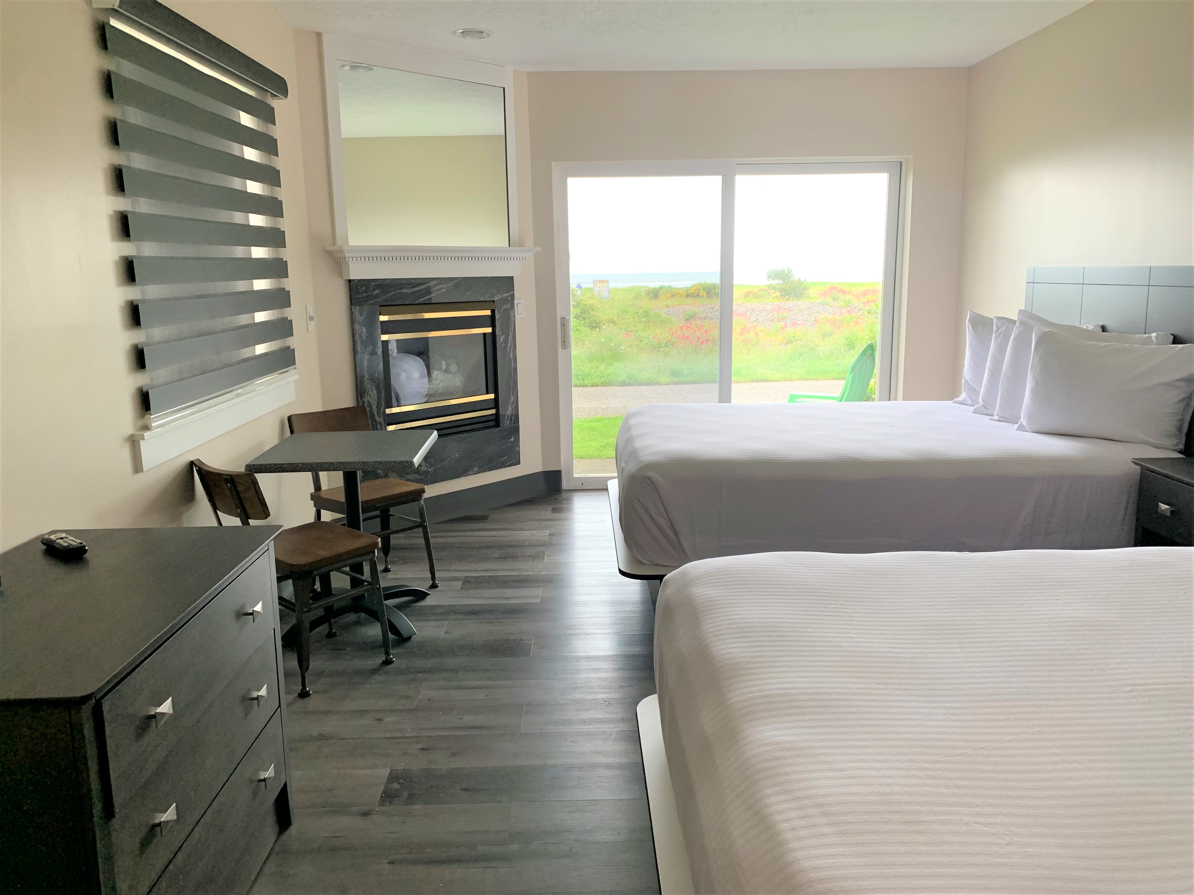 Guest Rooms and Suites | Inn at the Shore