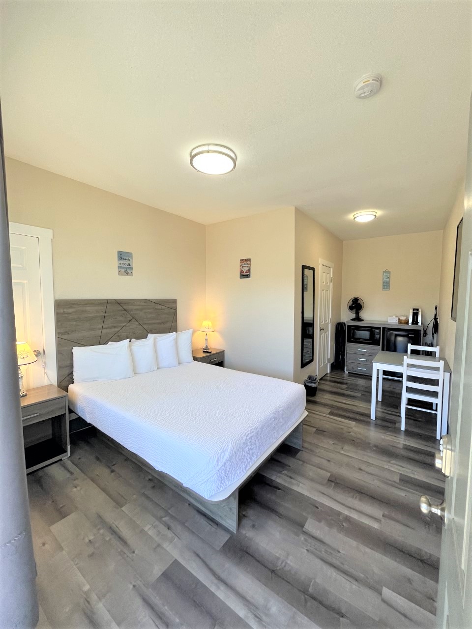 Welcome to the Coastal Inn & Suites | Coastal Inn & Suites